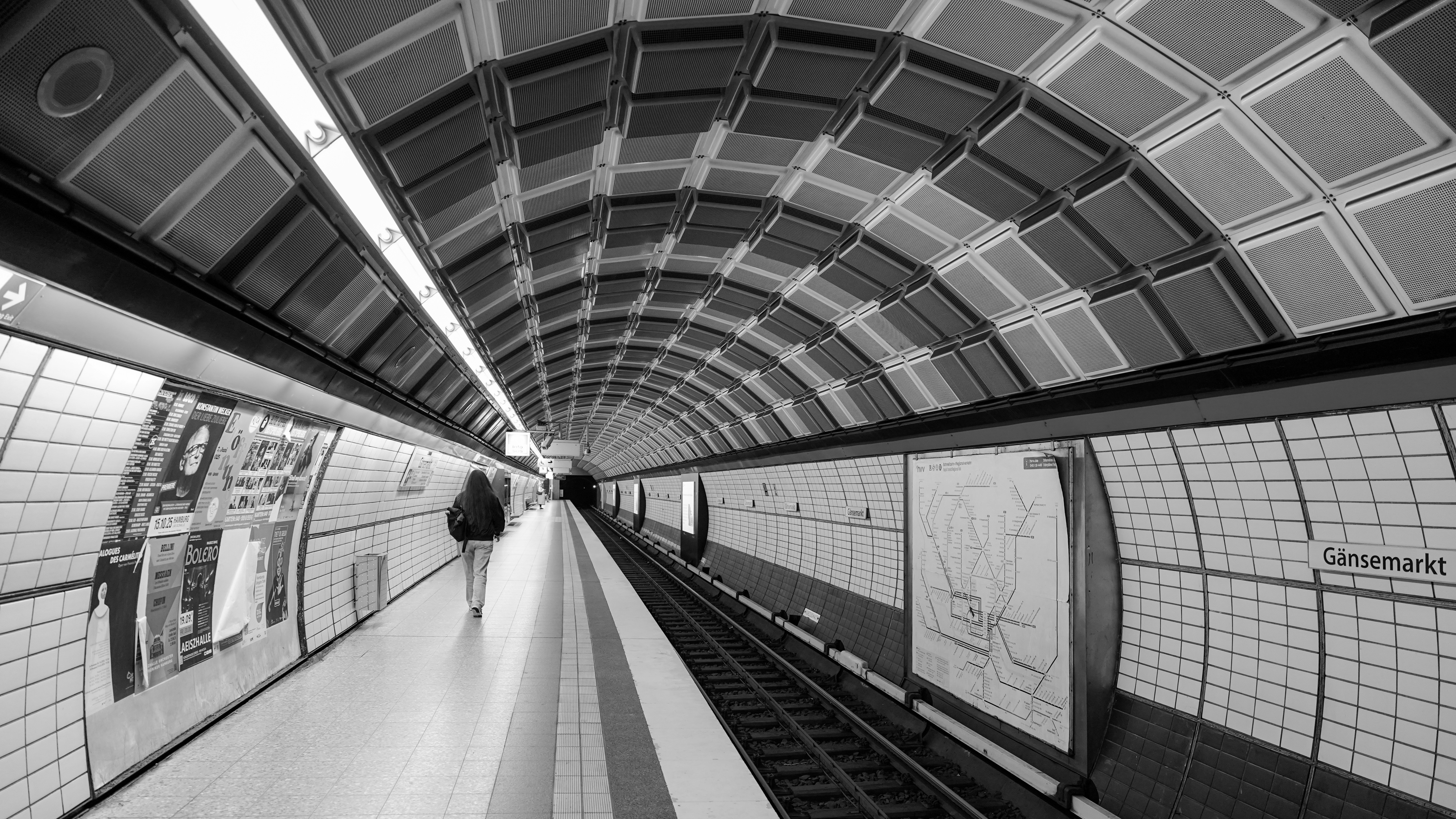 Photo by Wolfgang Weiser with Sony Alpha 7 III