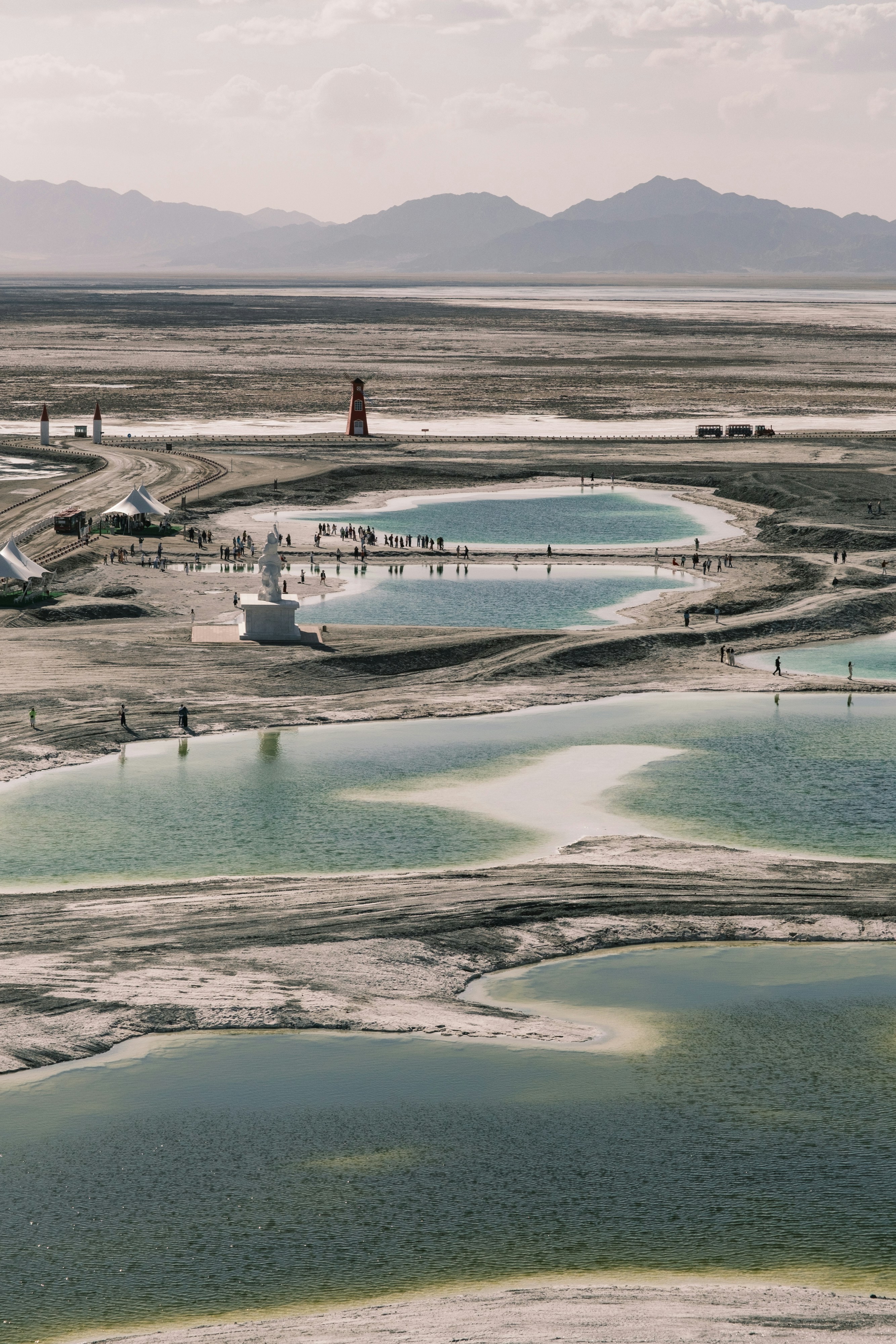Salt Flats and Lagoon Steps: A Quiet Tidal Landscape