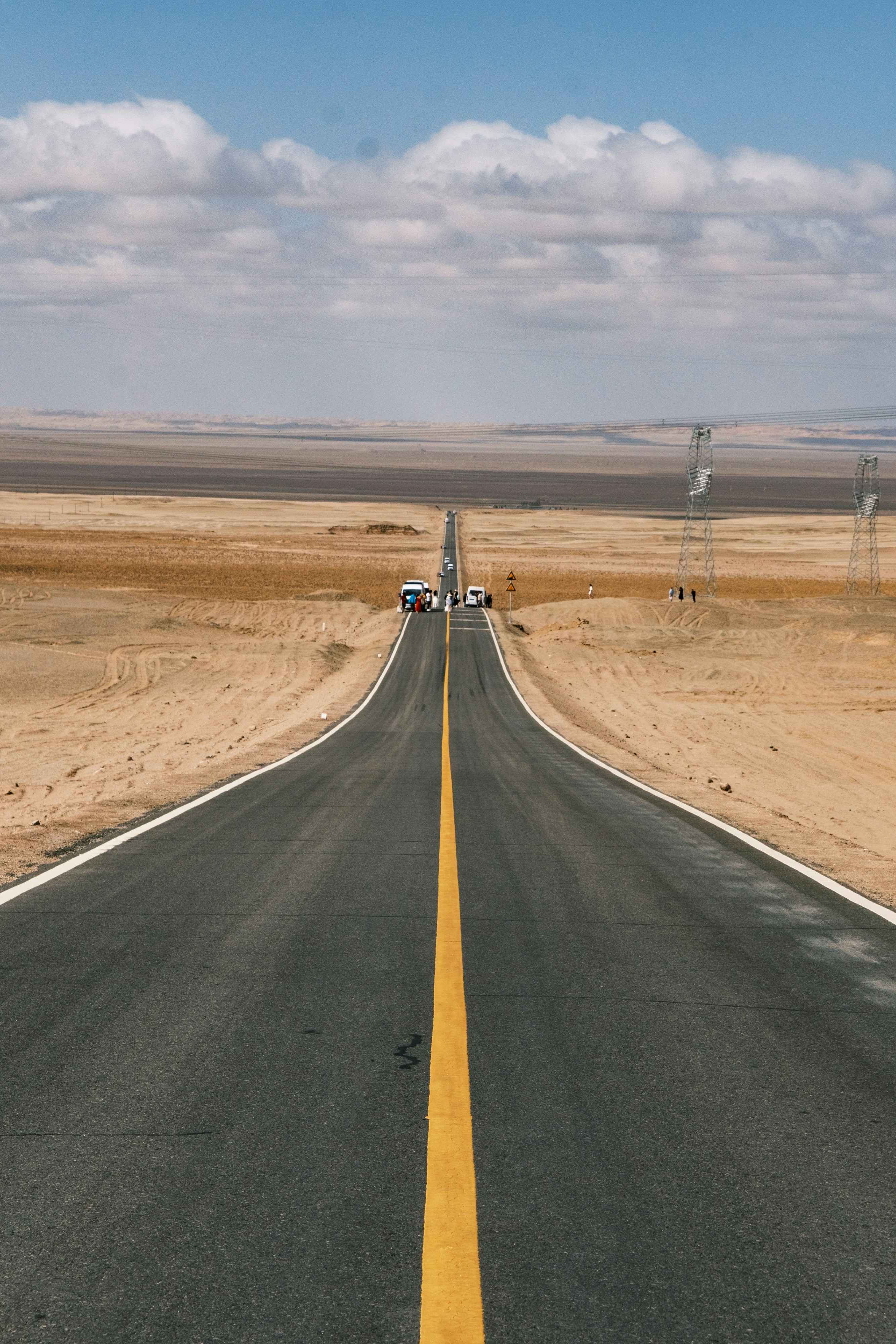 Endless Asphalt: A Highway to the Horizon
