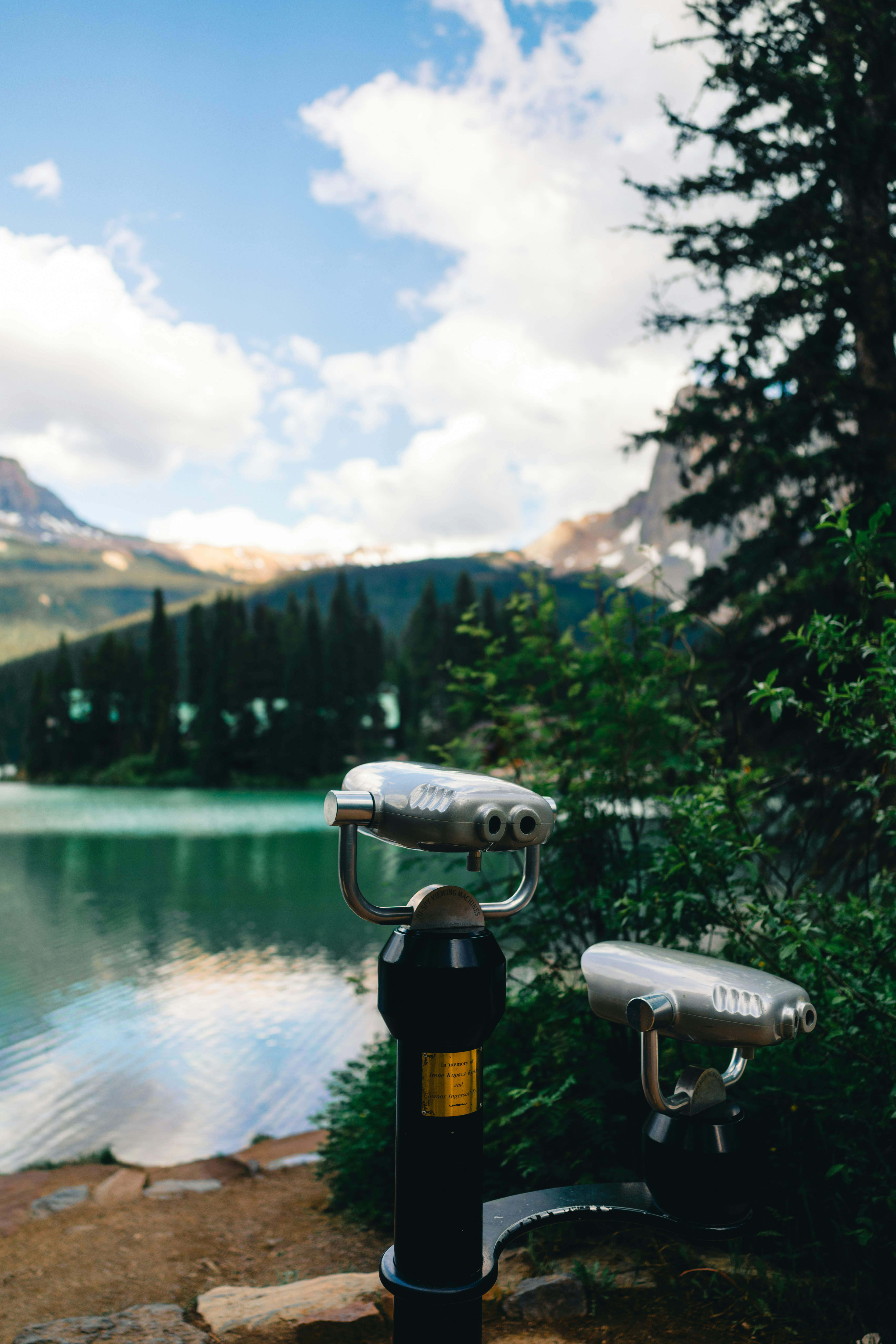 Twin Viewpoints Over Lake Moraine