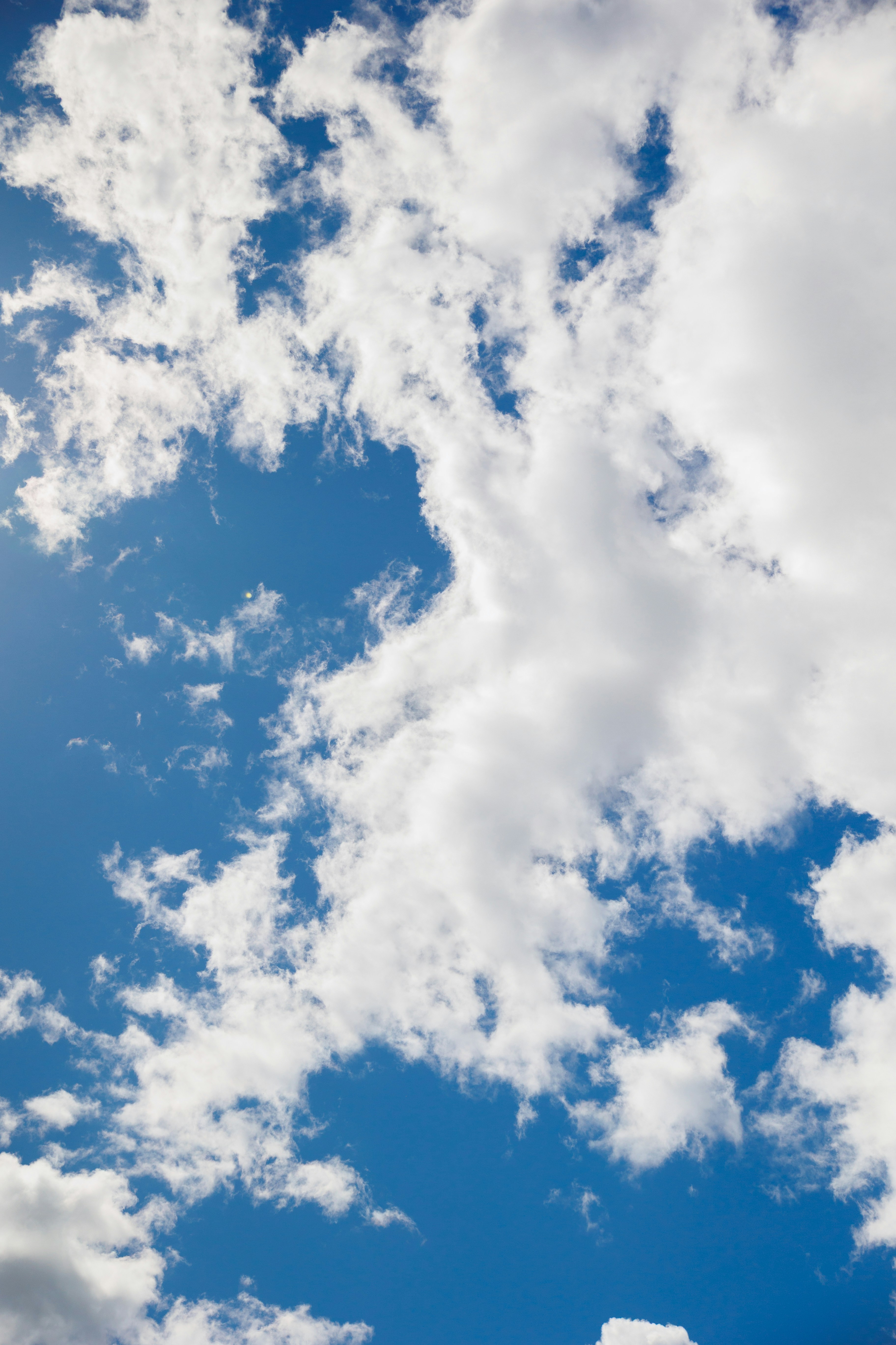 Sculpted Blue Sky with Cotton Trails