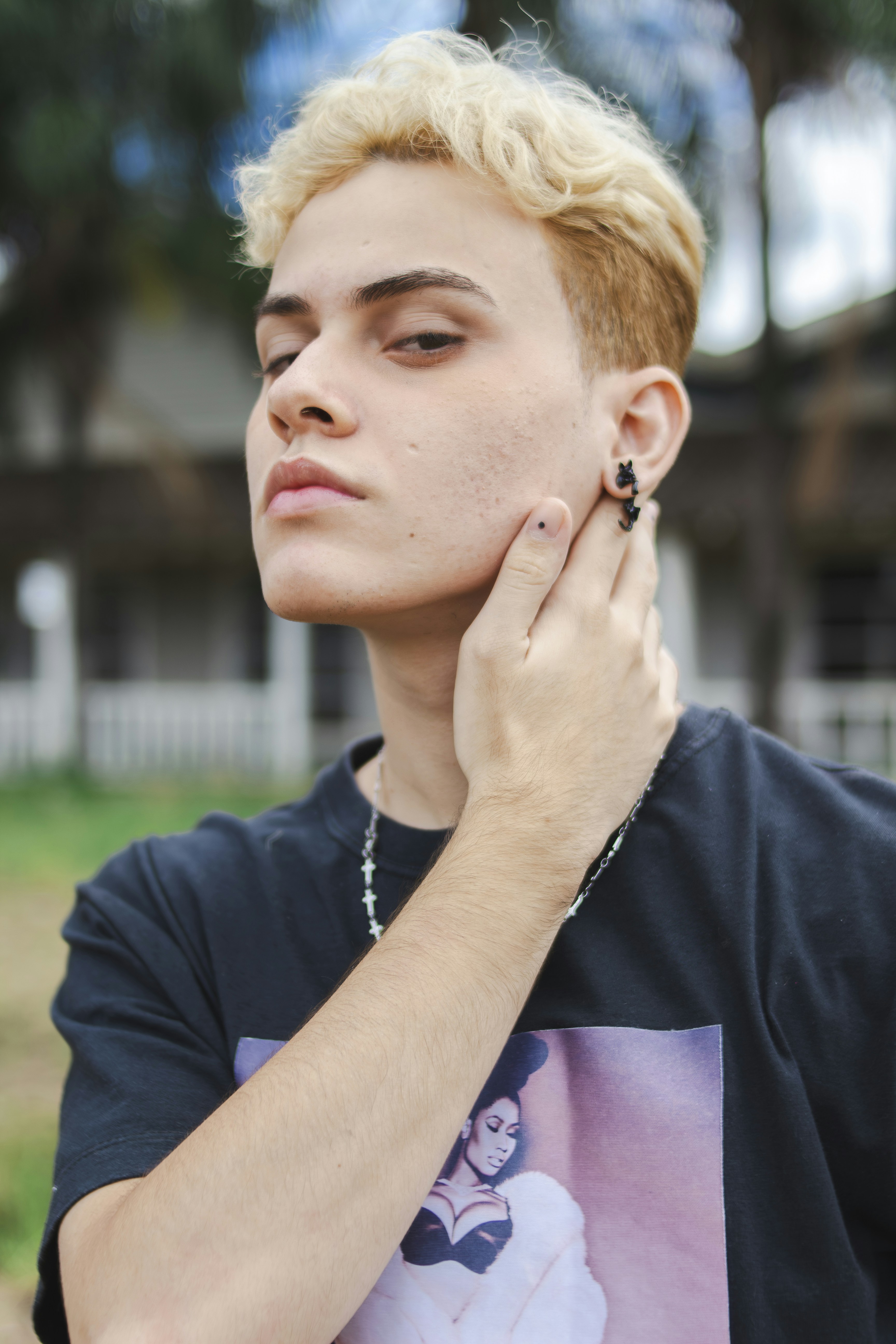 Edge of Expression: A Portrait with Quiet Confidence