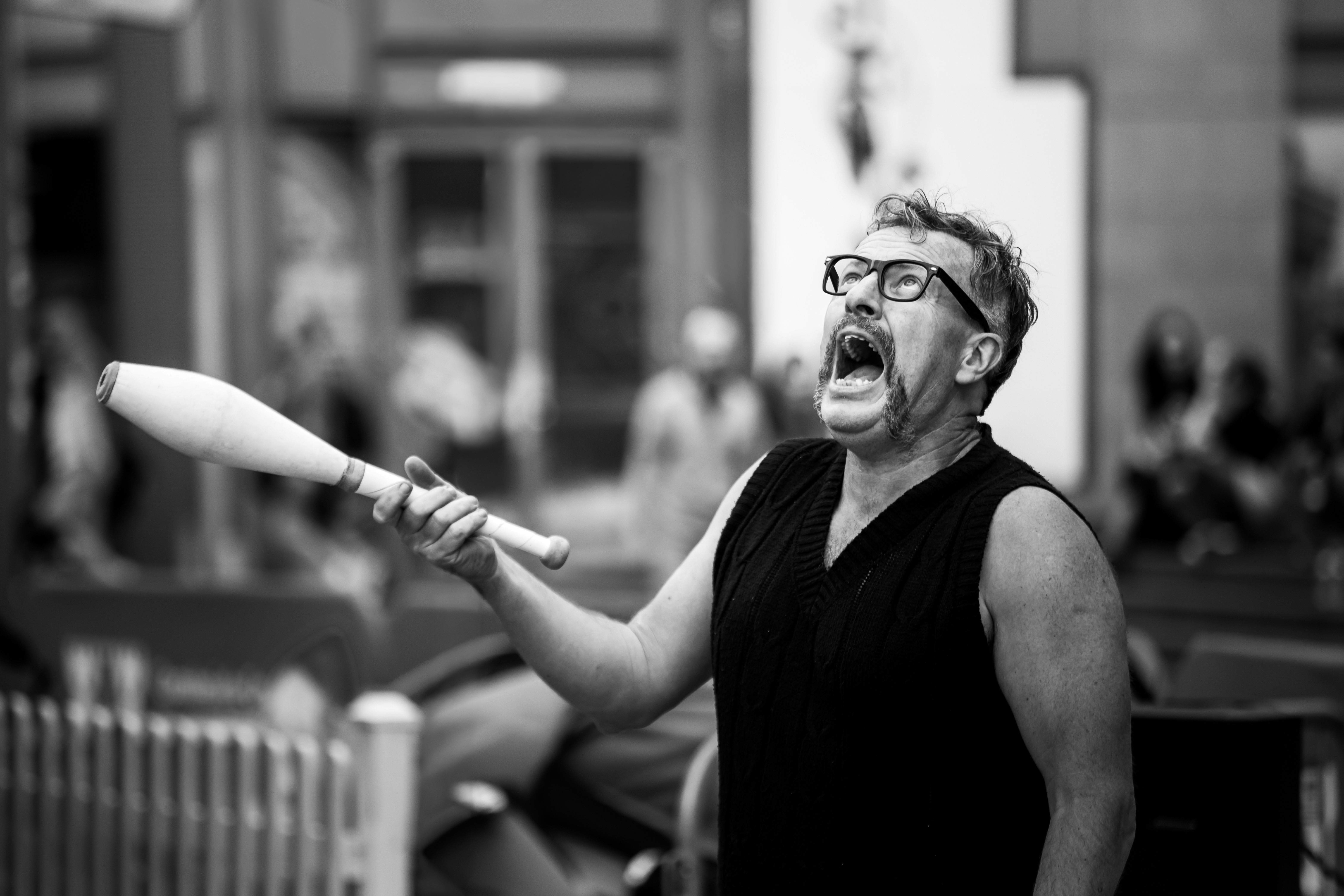 Juggling Thunder: A Street Performer's Spontaneous Crescendo