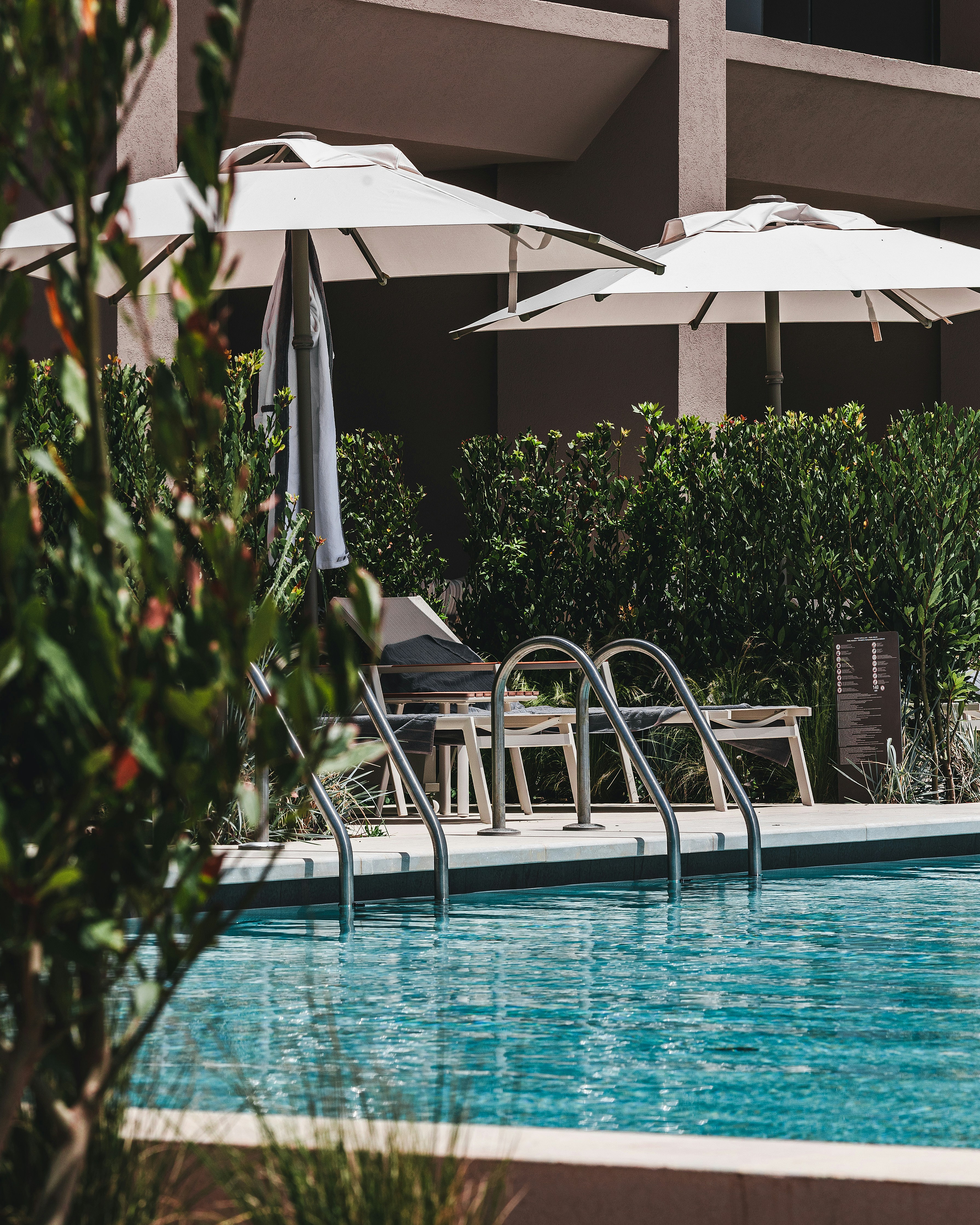 Poolside Rendezvous under Modern Canopies