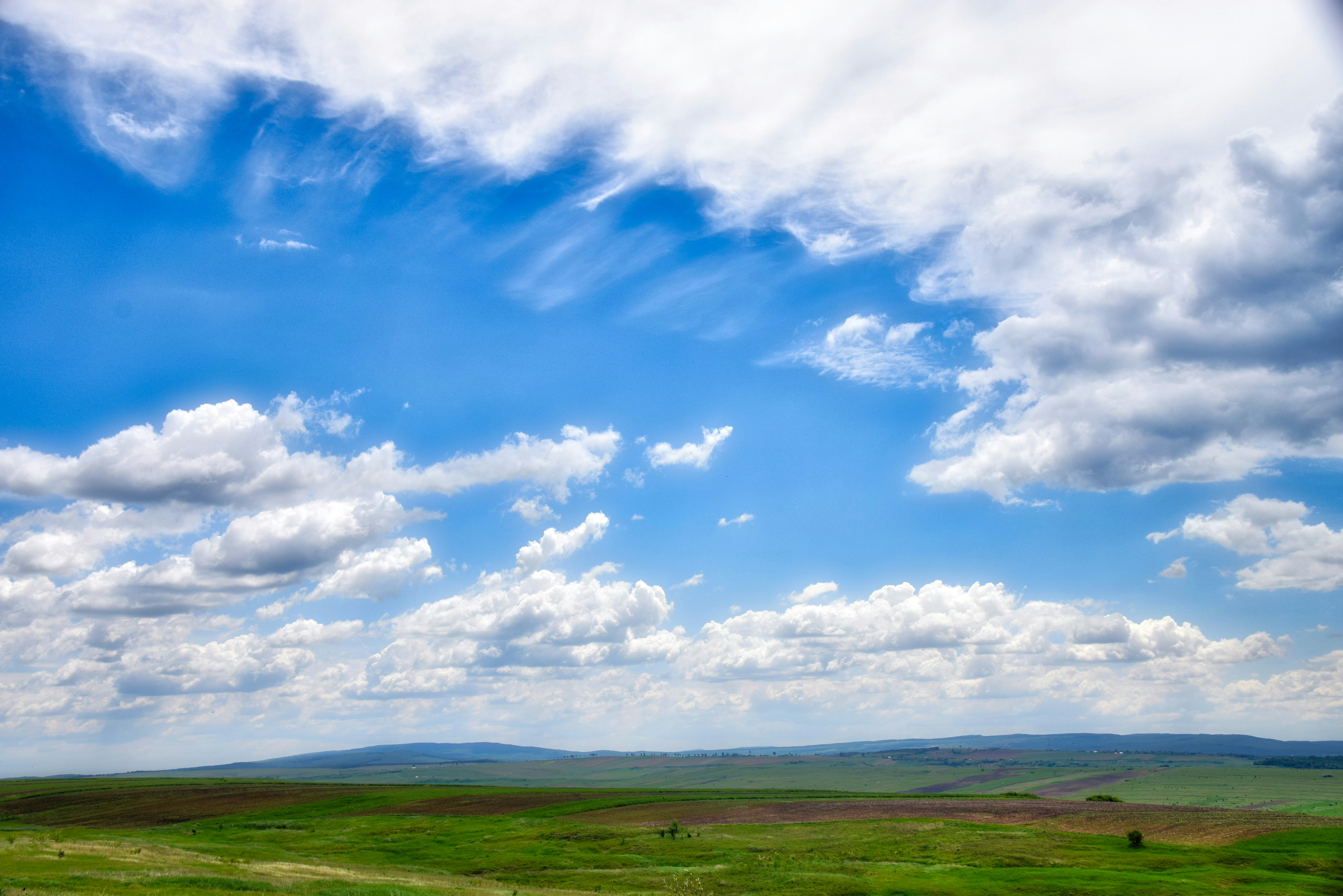 Open Skies Over Rolling Plains