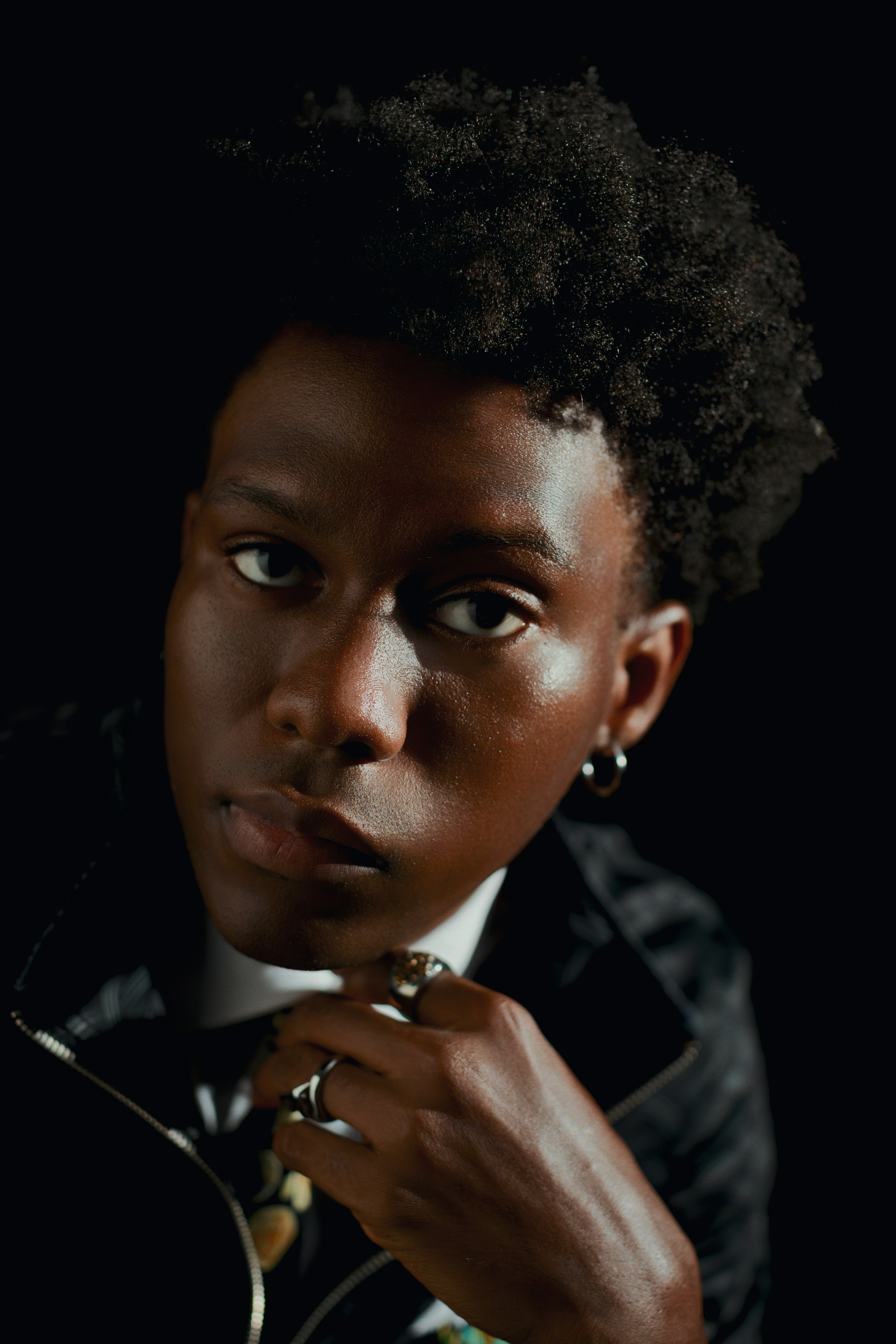 Midnight Gaze: Intimate Portrait in Studio Light