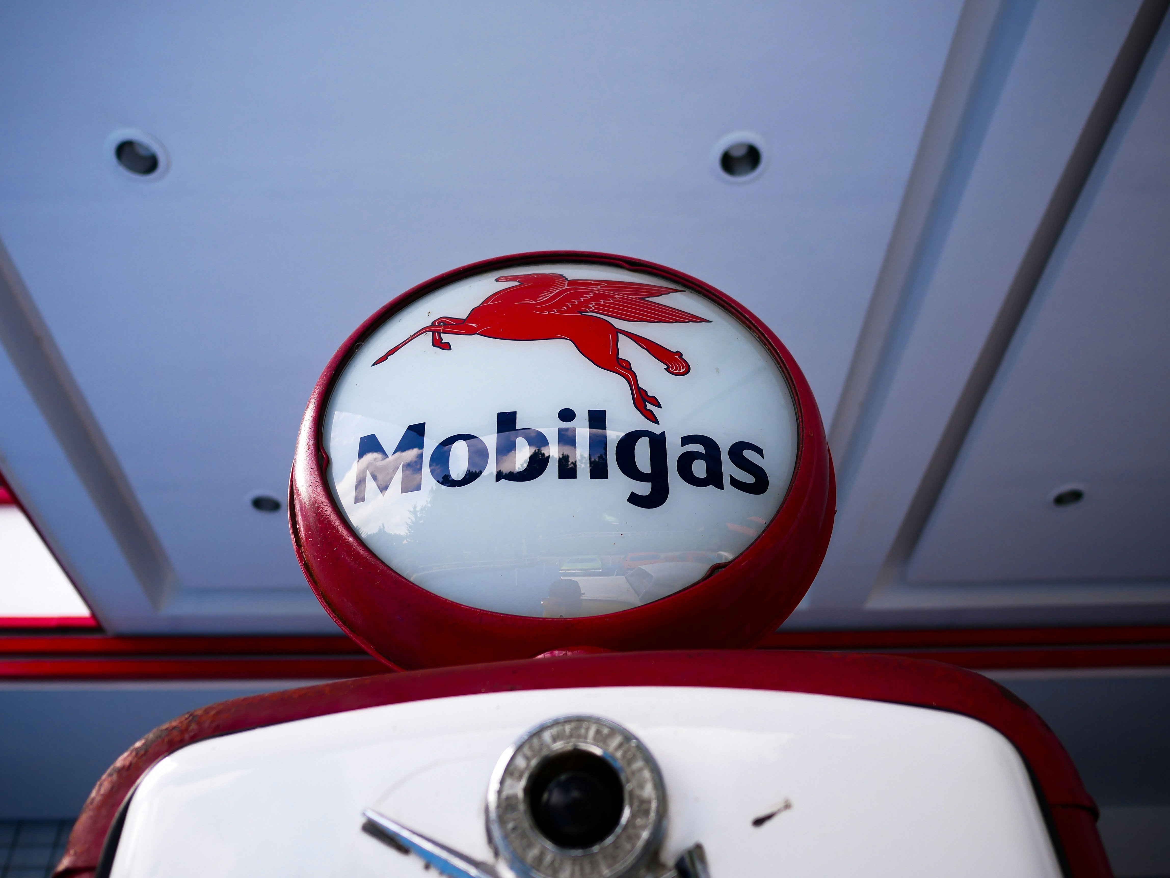 Midcentury Mobilgas Sign in a Neon-Red Gas Station Canopy