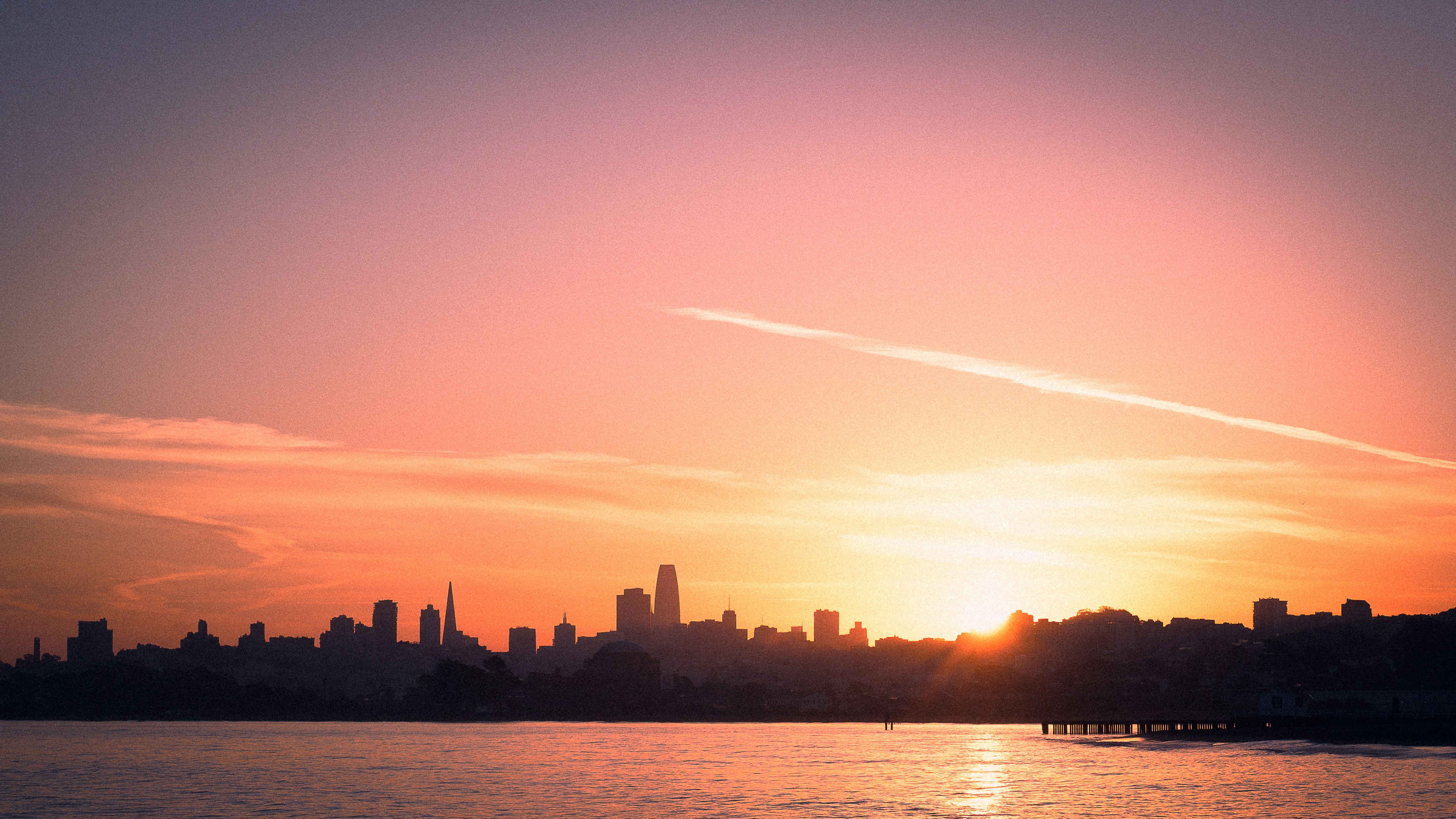 City at Dusk: The Quiet Edge of Light over the Harbor