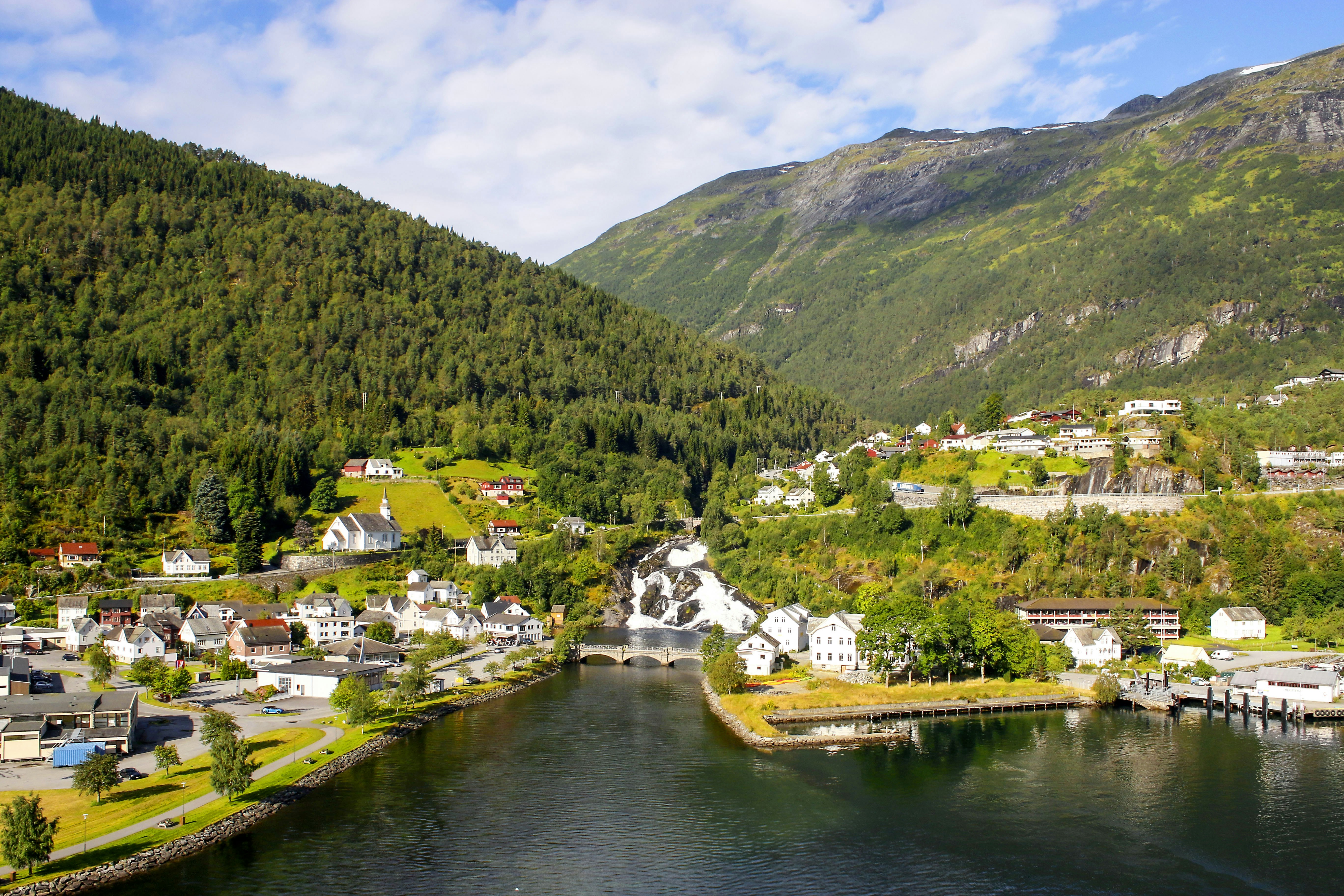 Village by the Fjord: A Quiet Confluence Between Water and Peaks