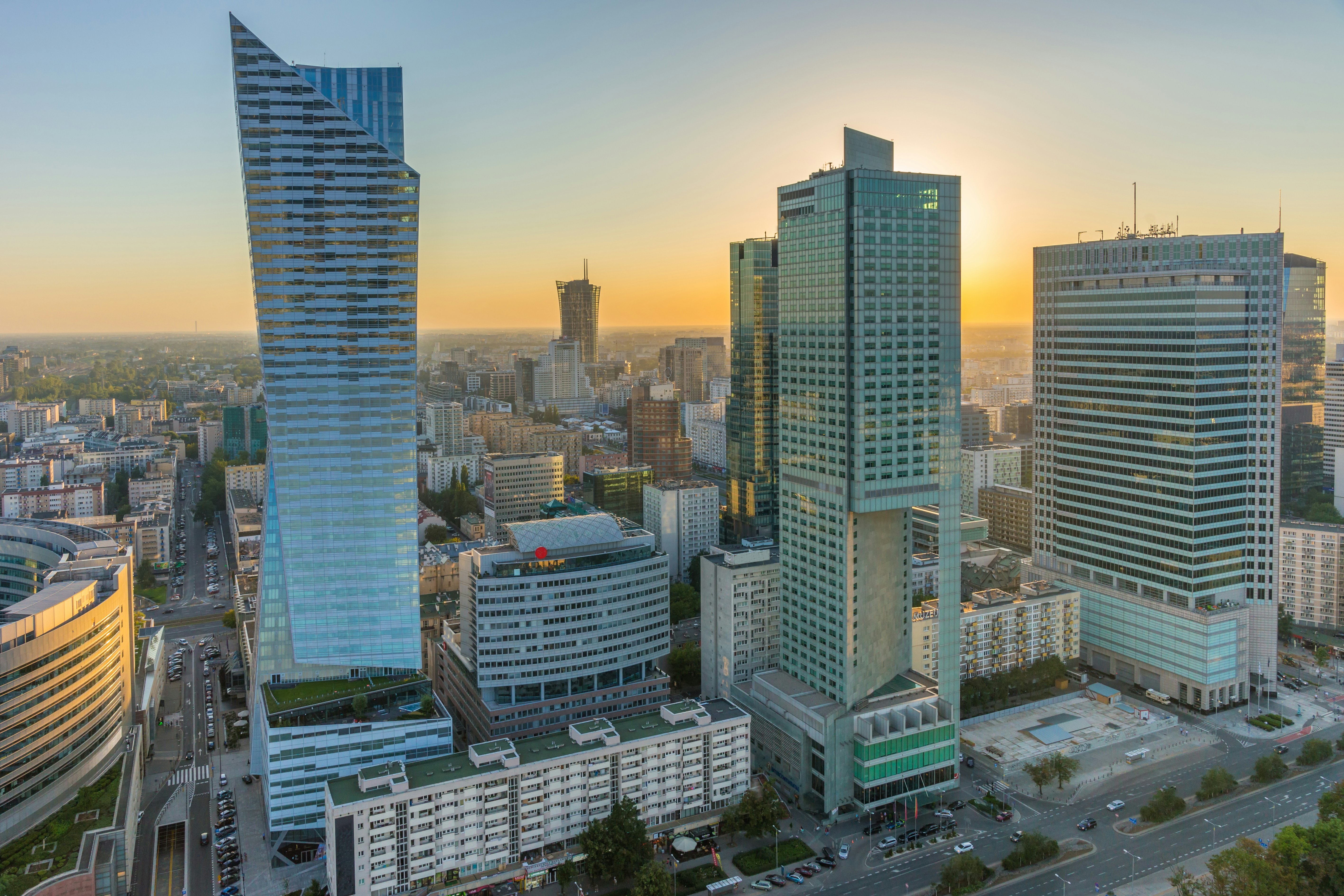 Sunset Over a Modern Cityscape: Skyward Glass and Concrete