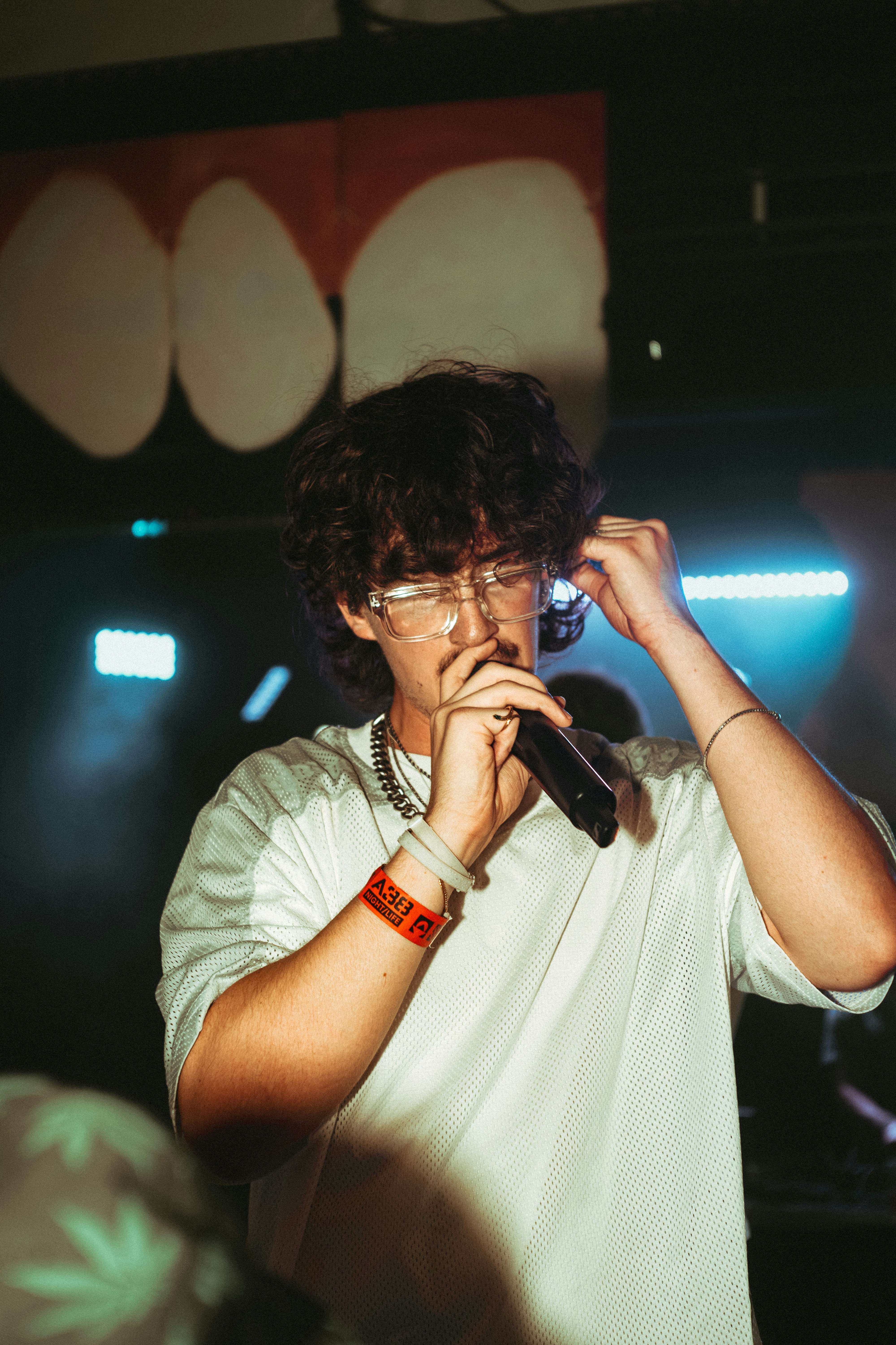 Midnight Mic: A Solo Spotlight on the Mic