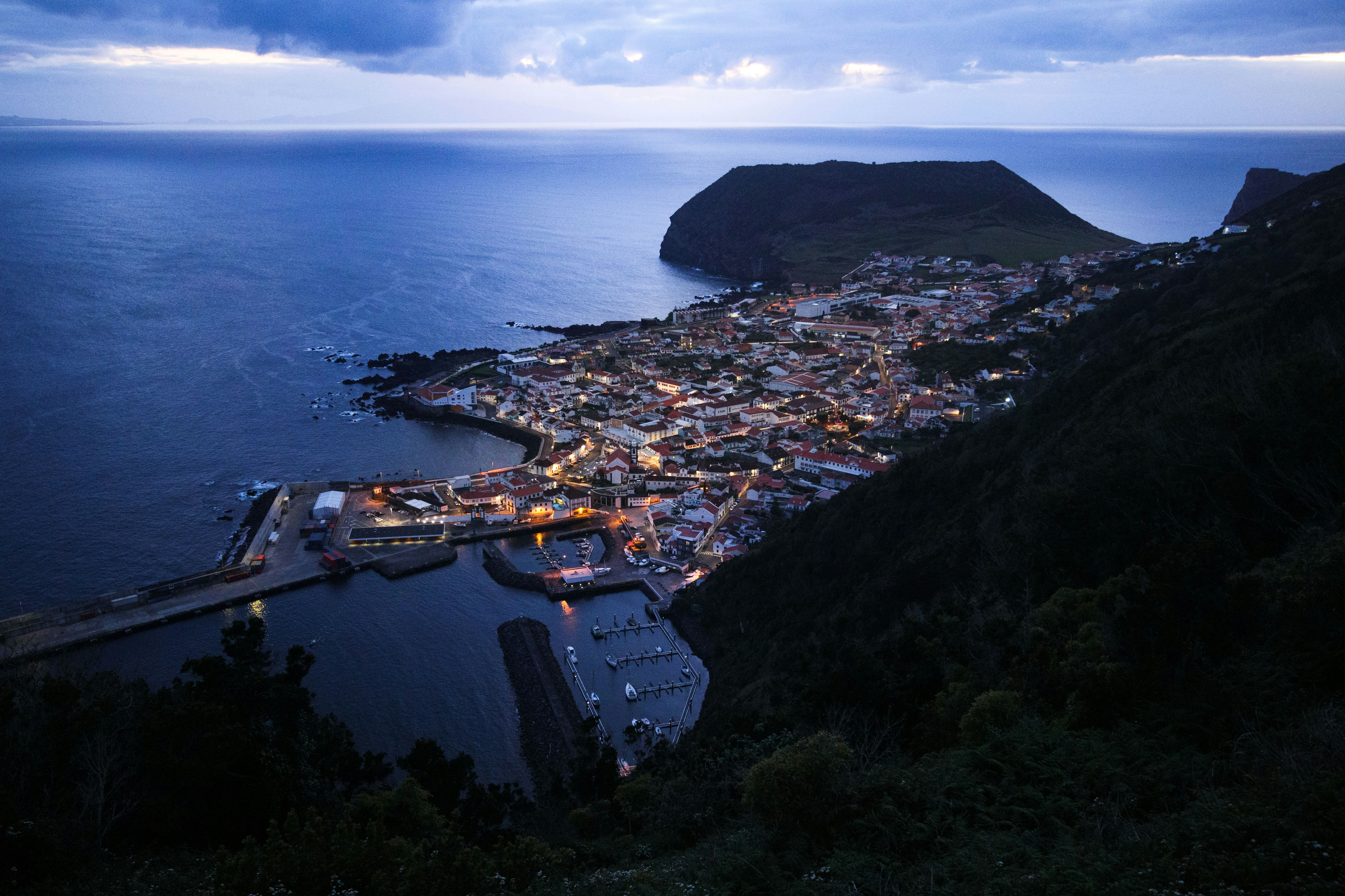 Twilight Harbor Ridge: A Coastal Town Woven Between Sea and Cliffs
