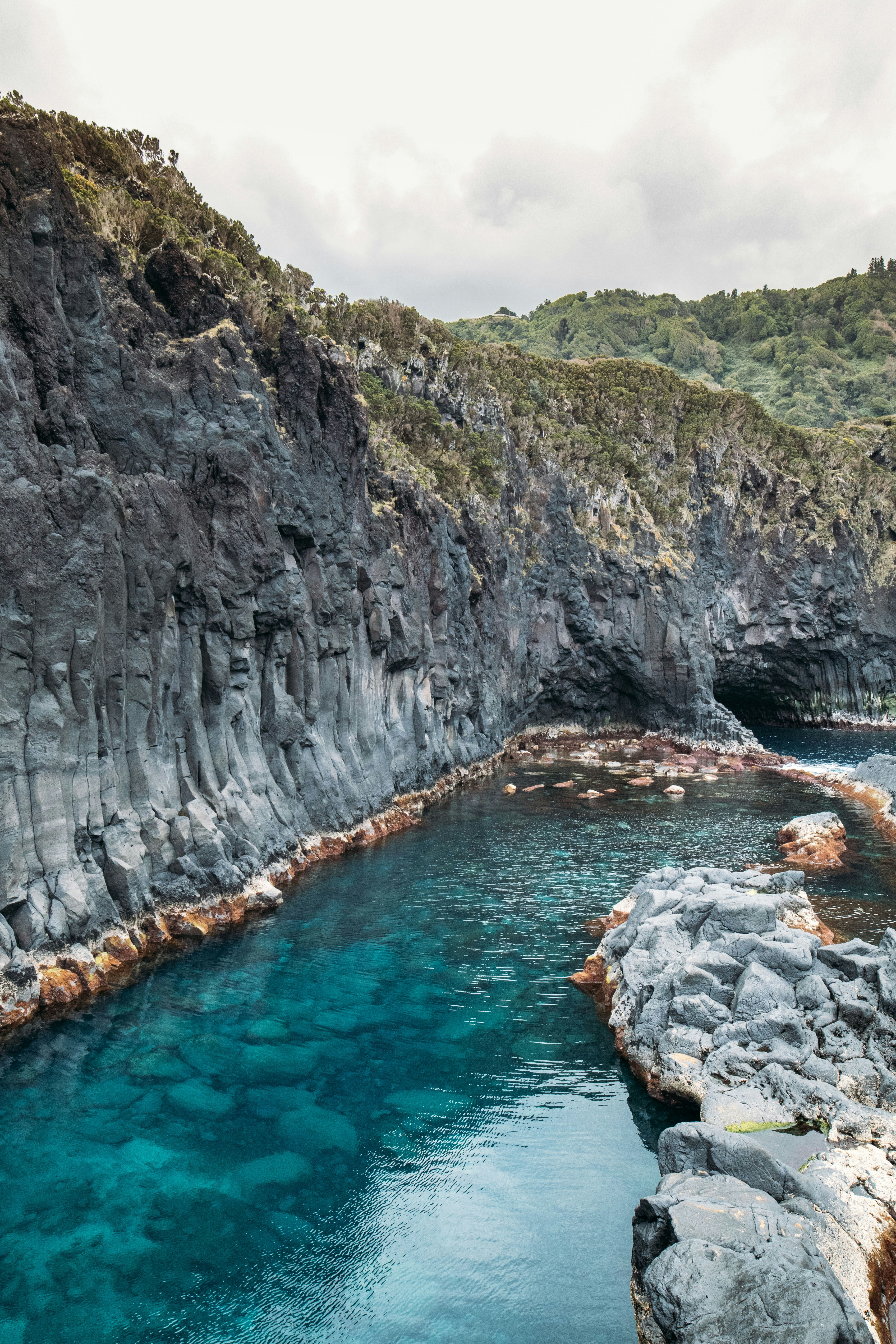 Emerald Arch: A Narrow Channel Carved by Sea and Stone