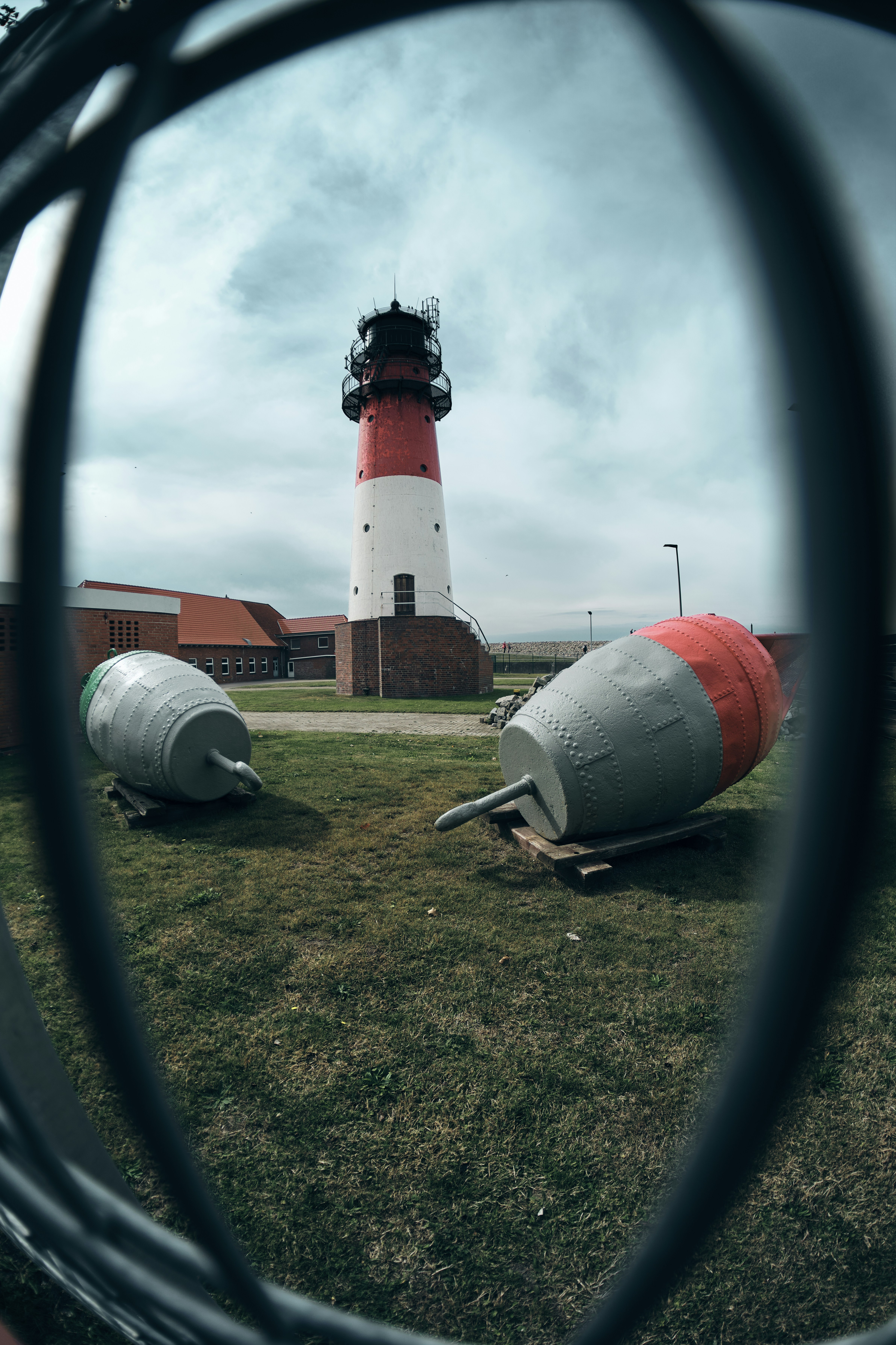 Lighthouse Through Curved Frame: An Unexpected Perspective