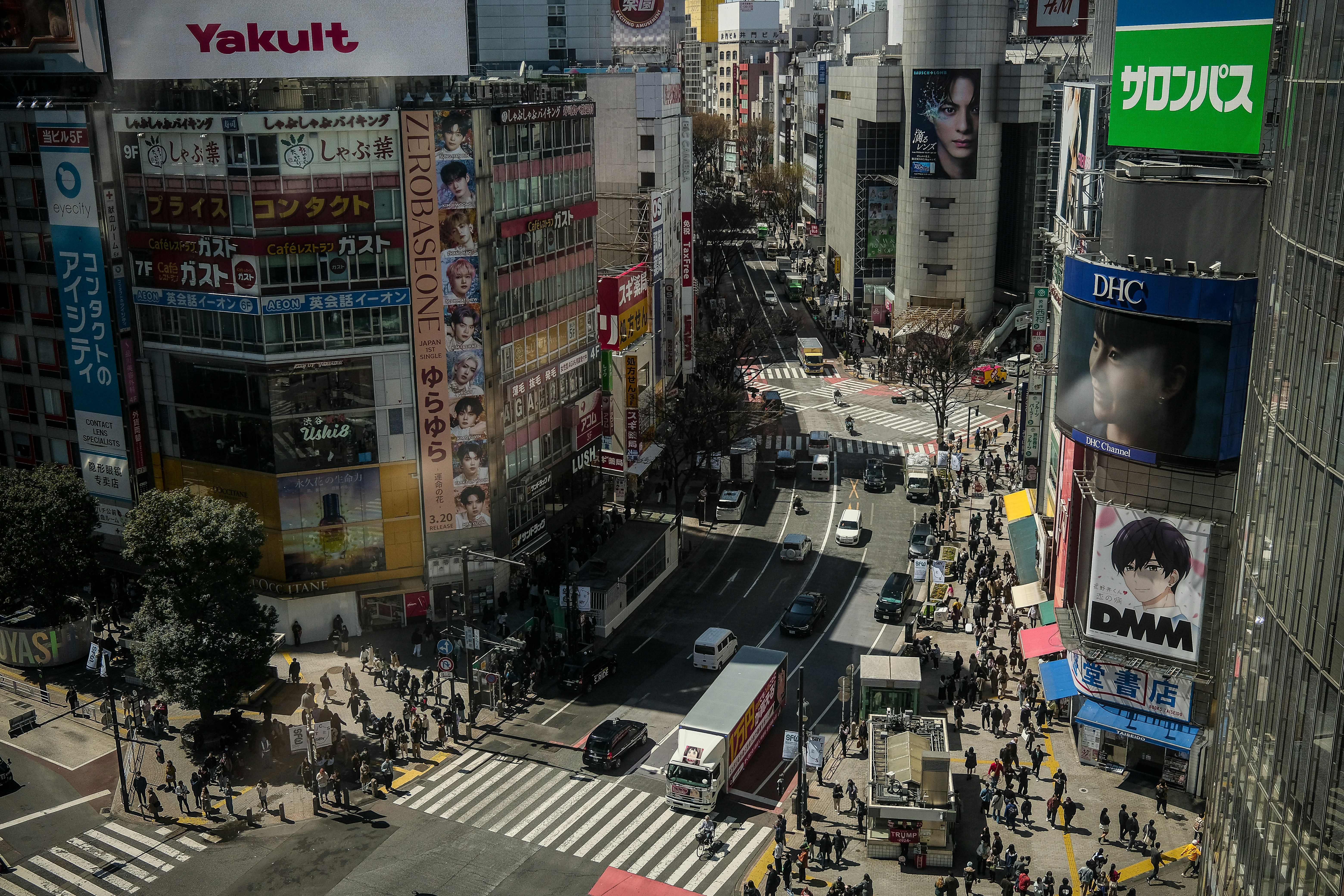 Neon Crossroads: A Bird’s-Eye Pulse of Osaka’s Shibuya-Analog Intersection