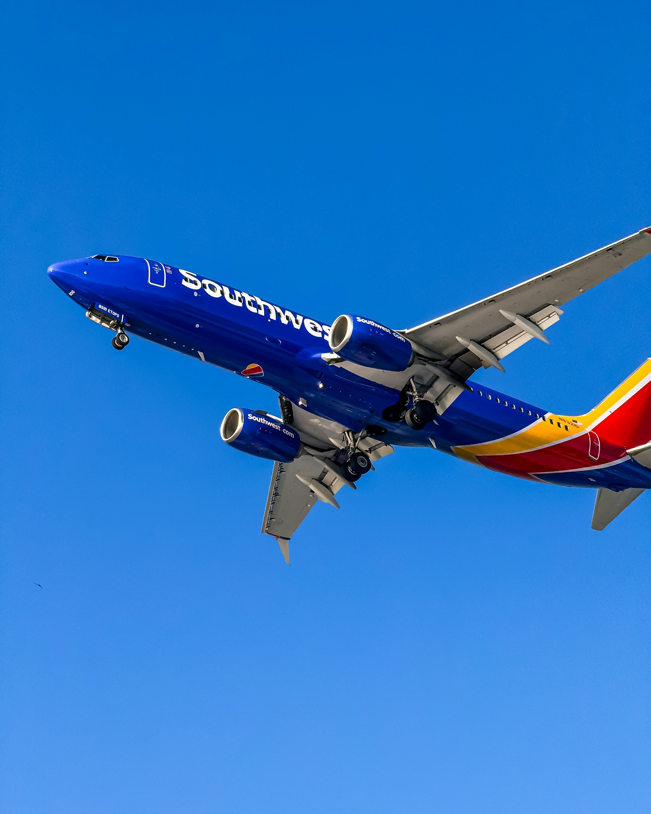 Southwest Blues: A Boeing in Clear Sky
