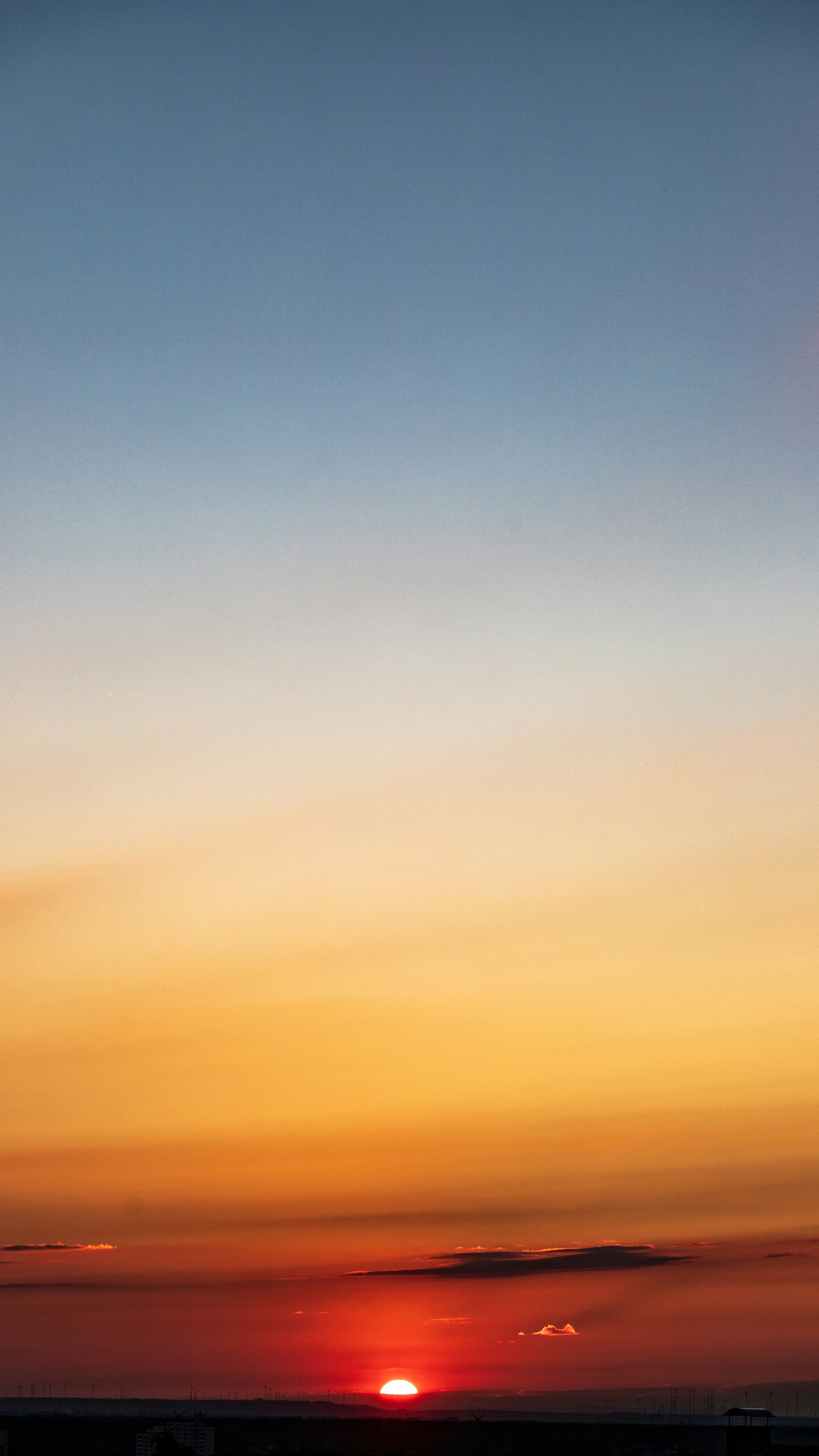 Sun’s Edge: A Quiet Horizon at Dusk