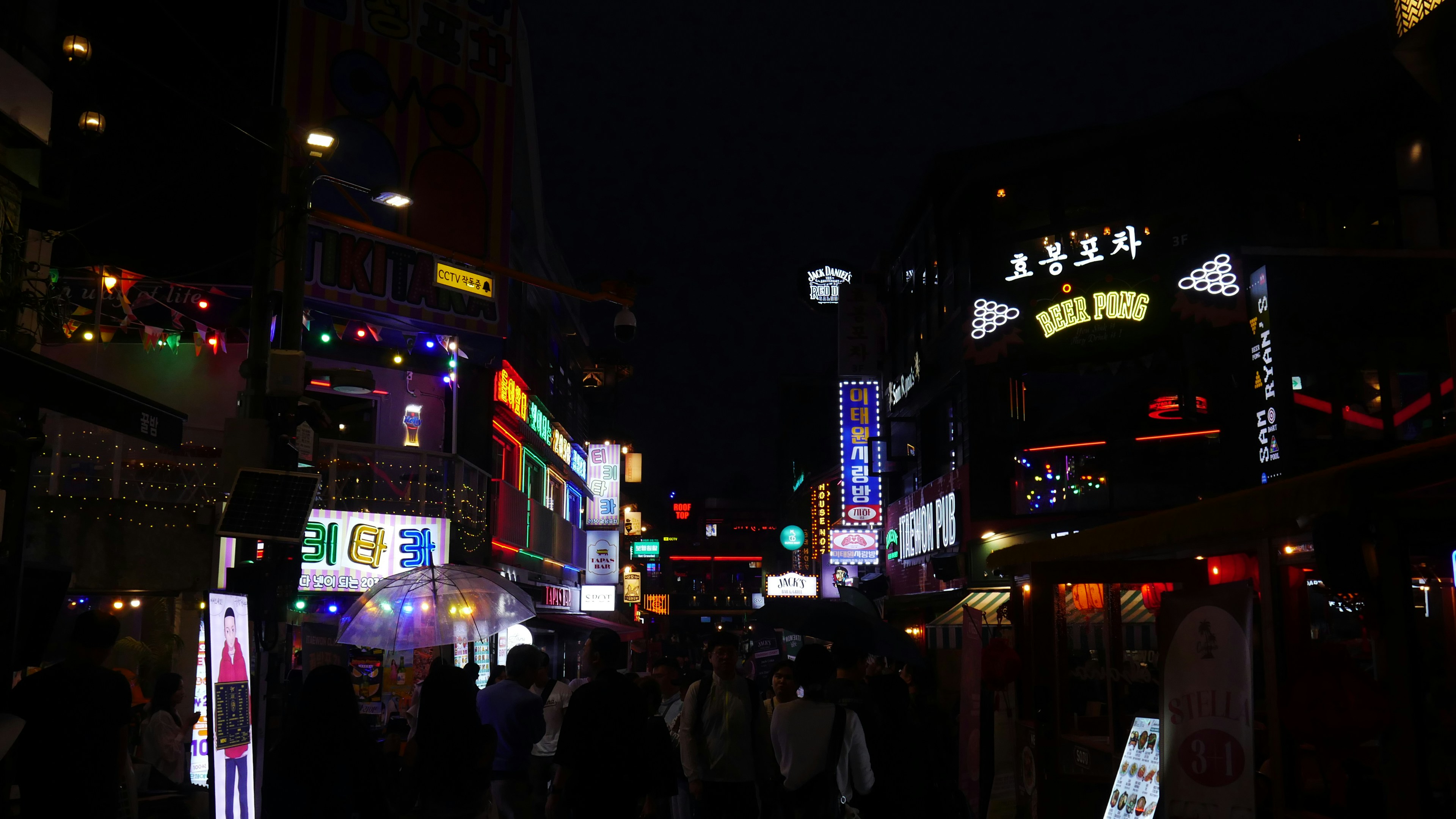 Neon Alley: Night Market Pulse