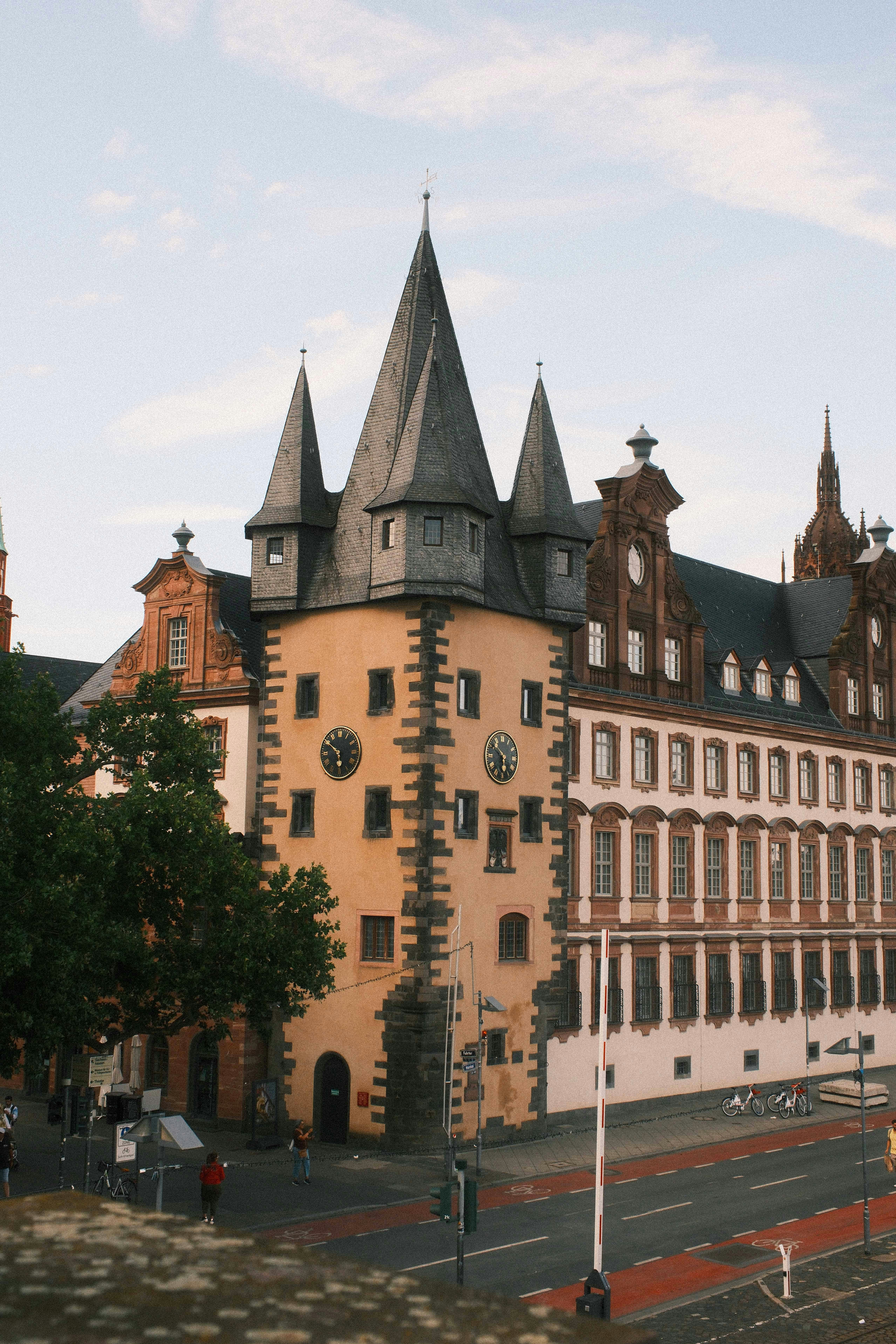 Castle-topped Rathaus: A Cornerstone of Times and Towers