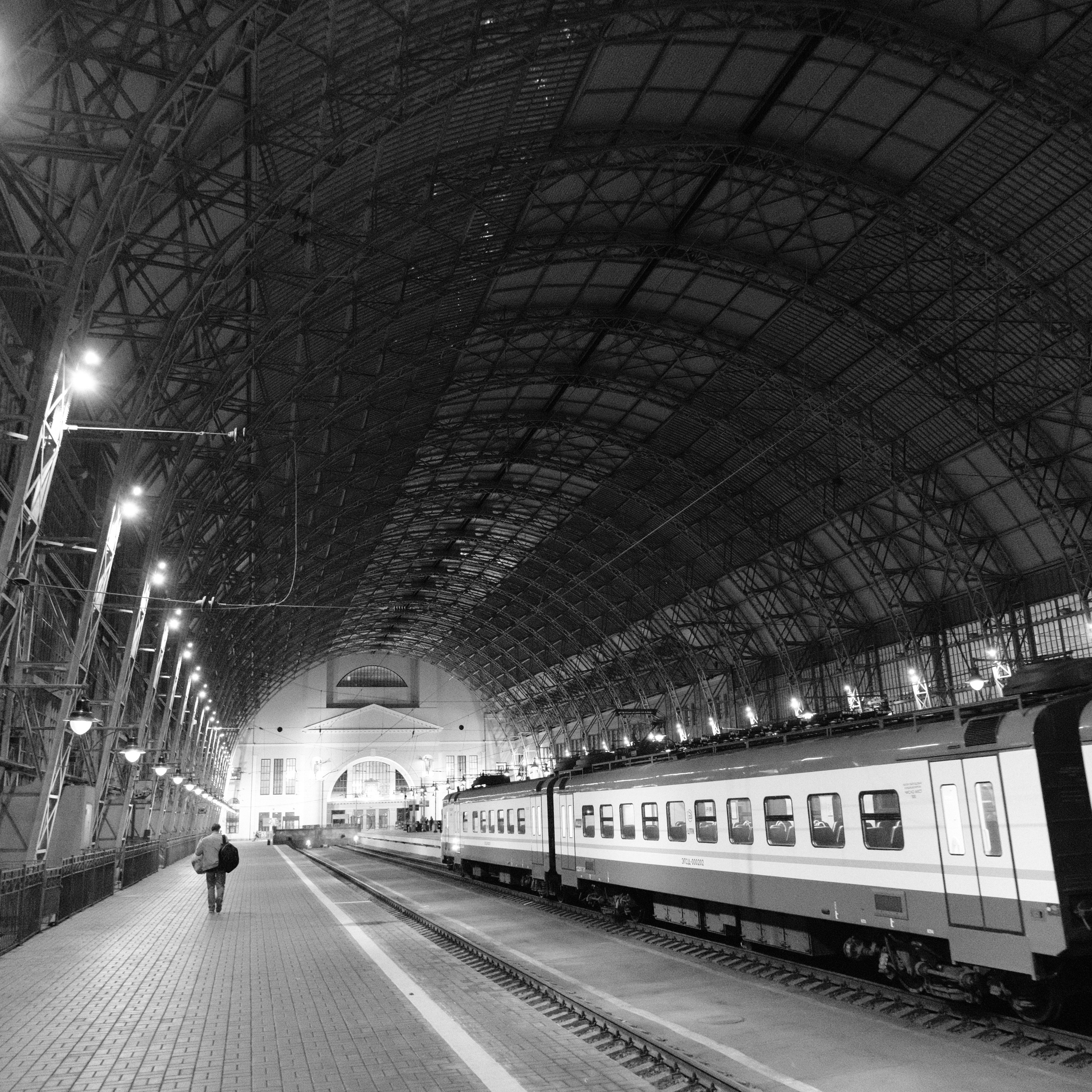 Midnight Platform: A Quiet Transit Cathedral