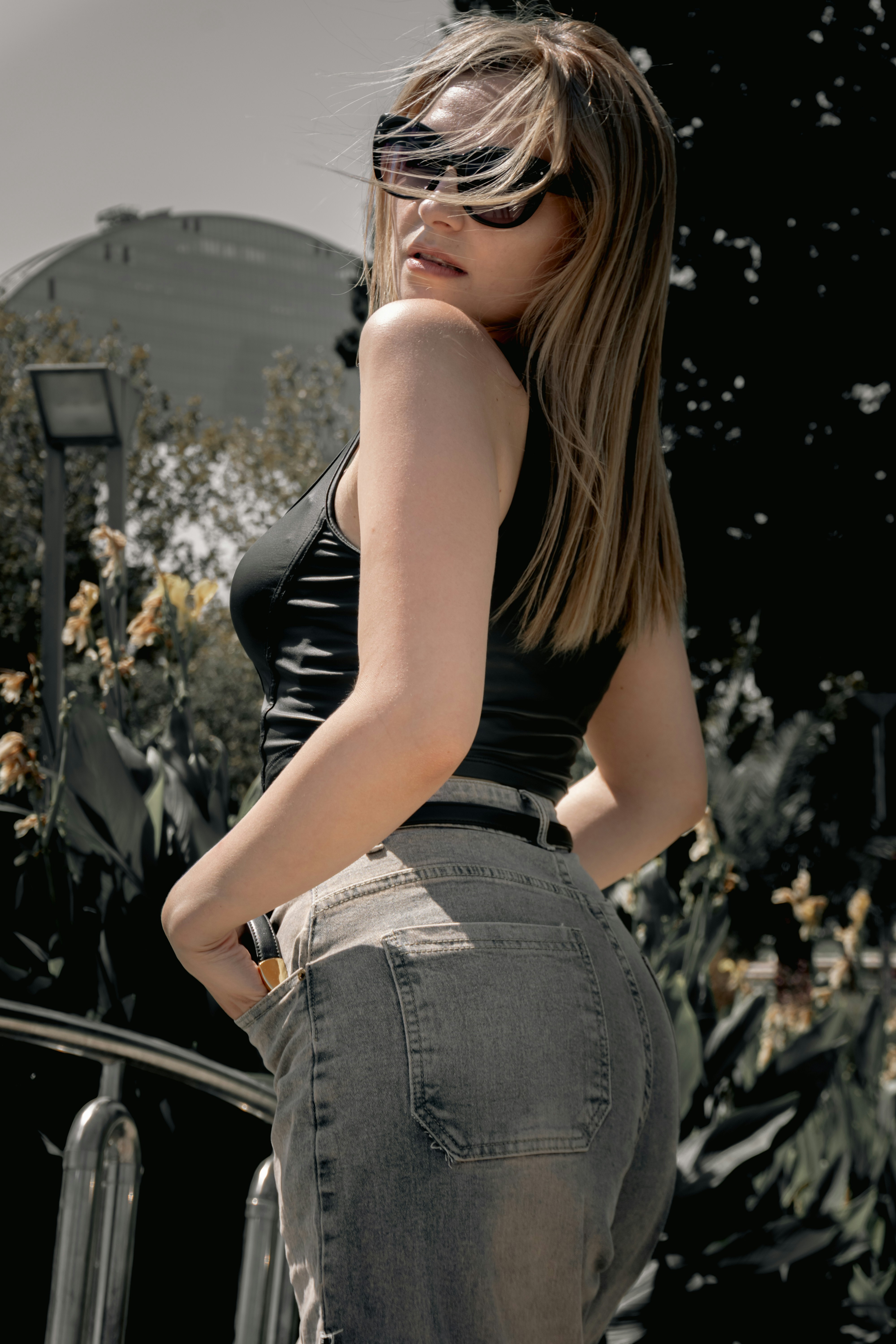 Strut and Sun: A Quiet Confidence in Black and Denim
