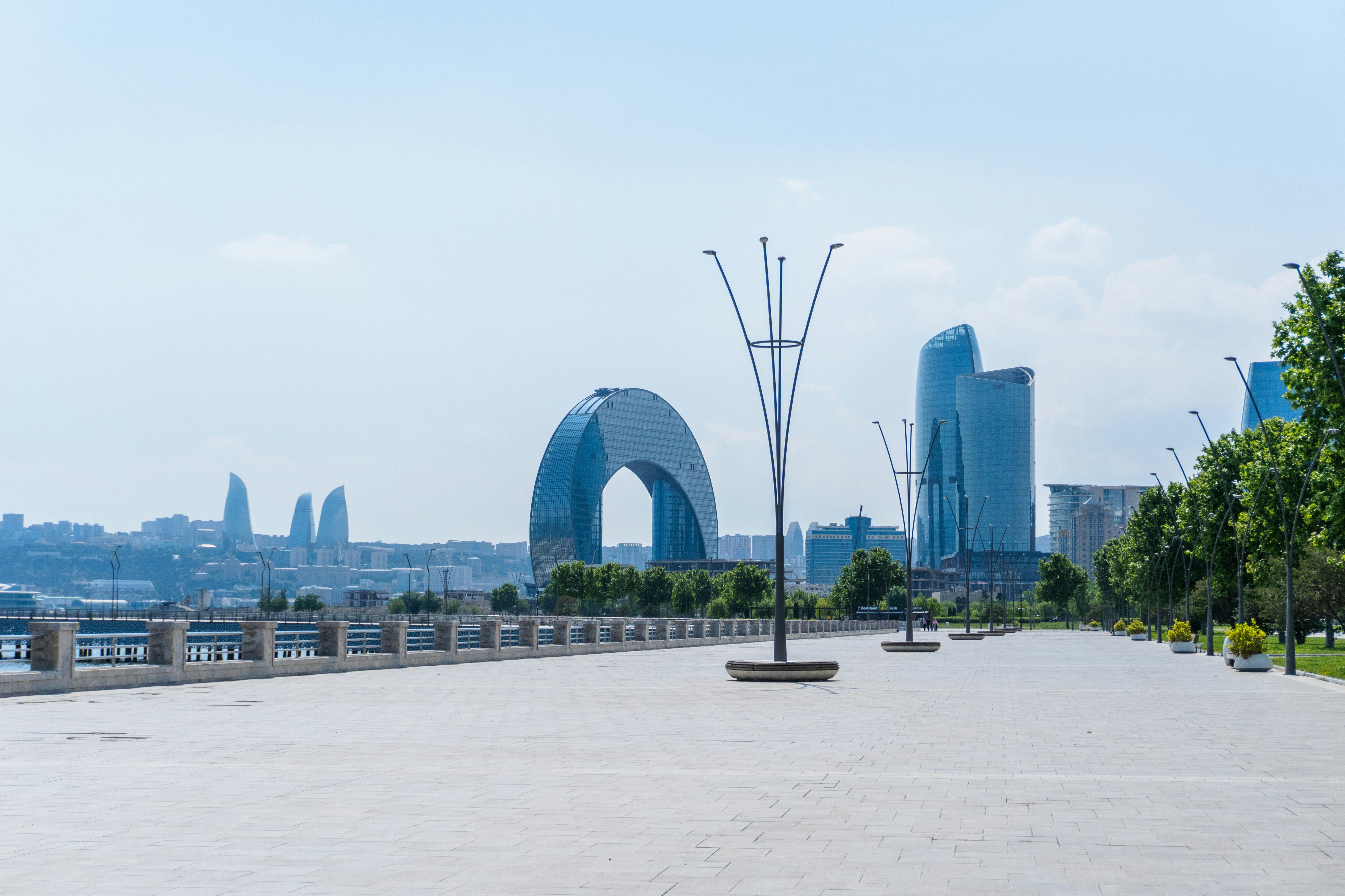 Arcade Skyline Promenade: A Modern Waterfront Vista