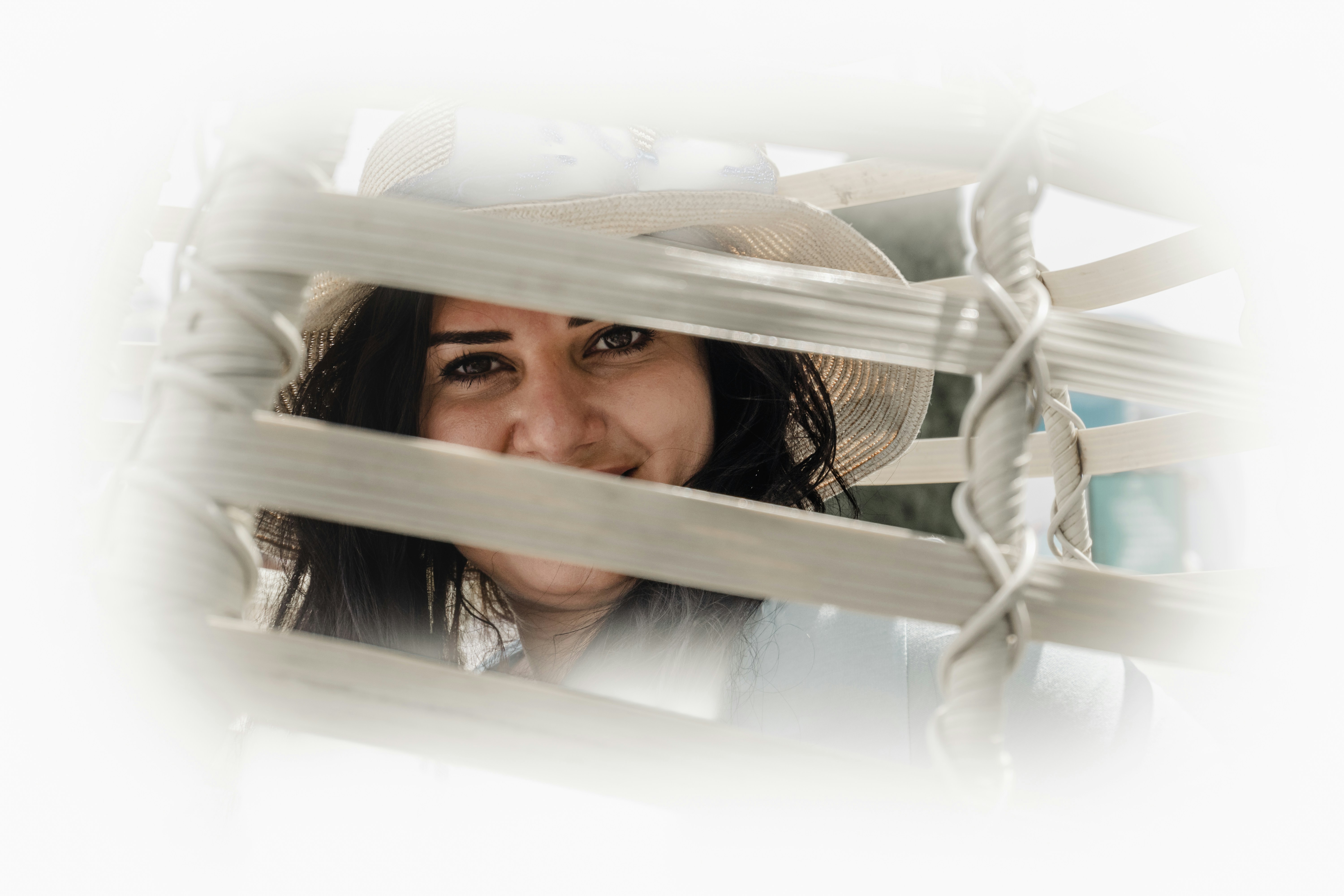 Hidden Smile: a Portrait through Frayed Chevrons