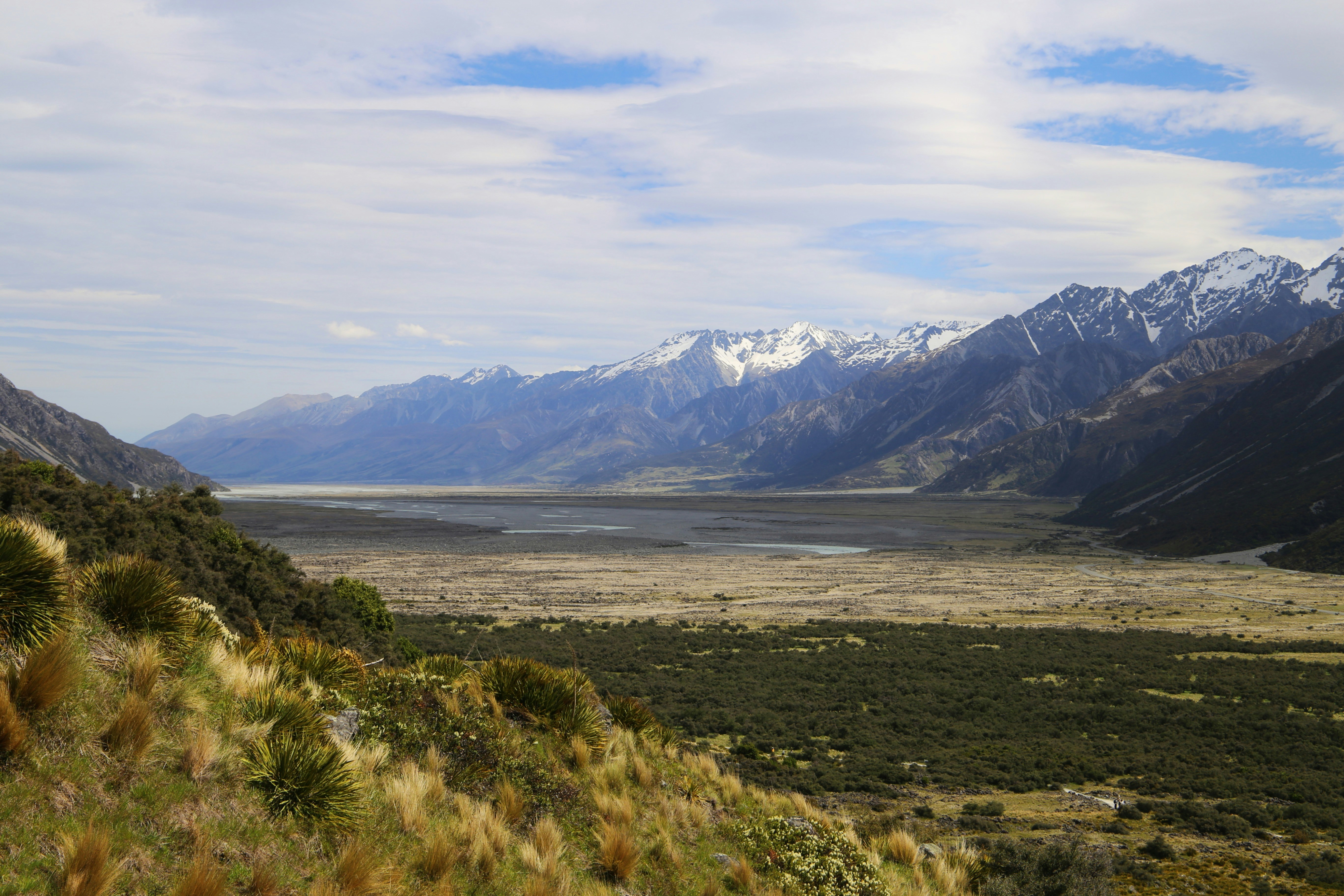Glacial Valley Spurs and Snow-Capped Peaks