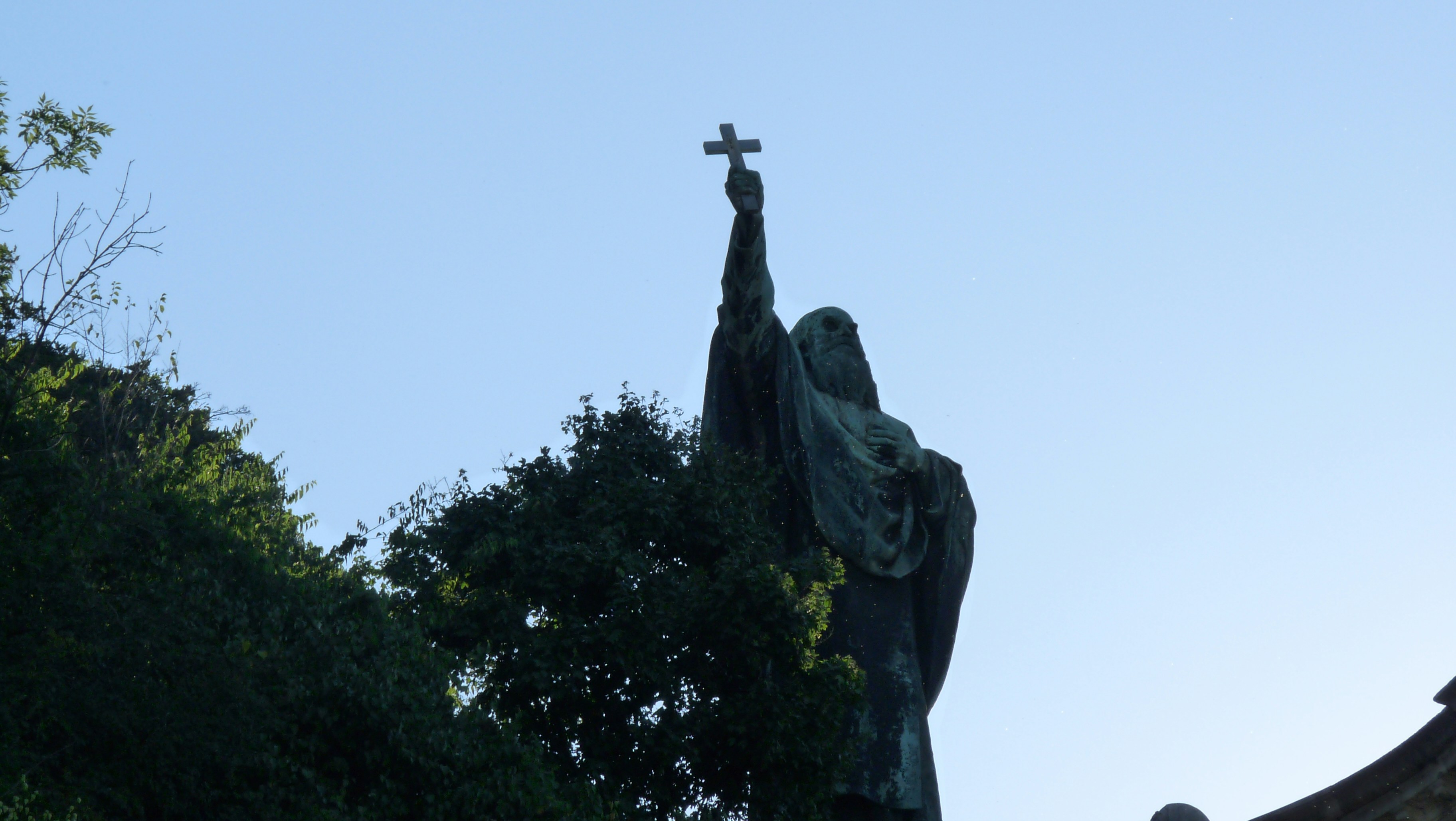 Raising Light: A Monument Reaching Toward the Sky
