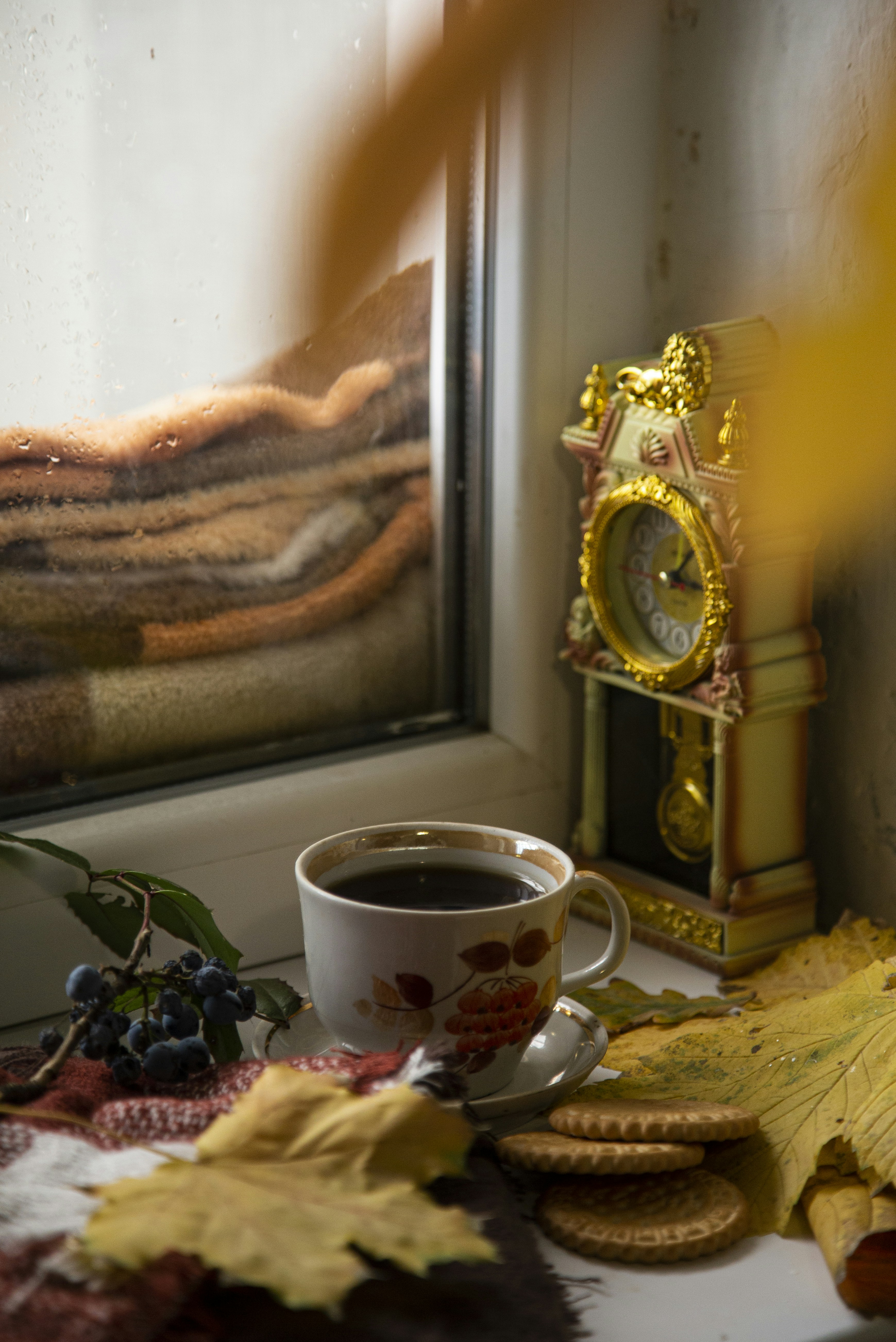 Autumn Stillness by the Window: Steam, Coin-Edge Clock, and Tea
