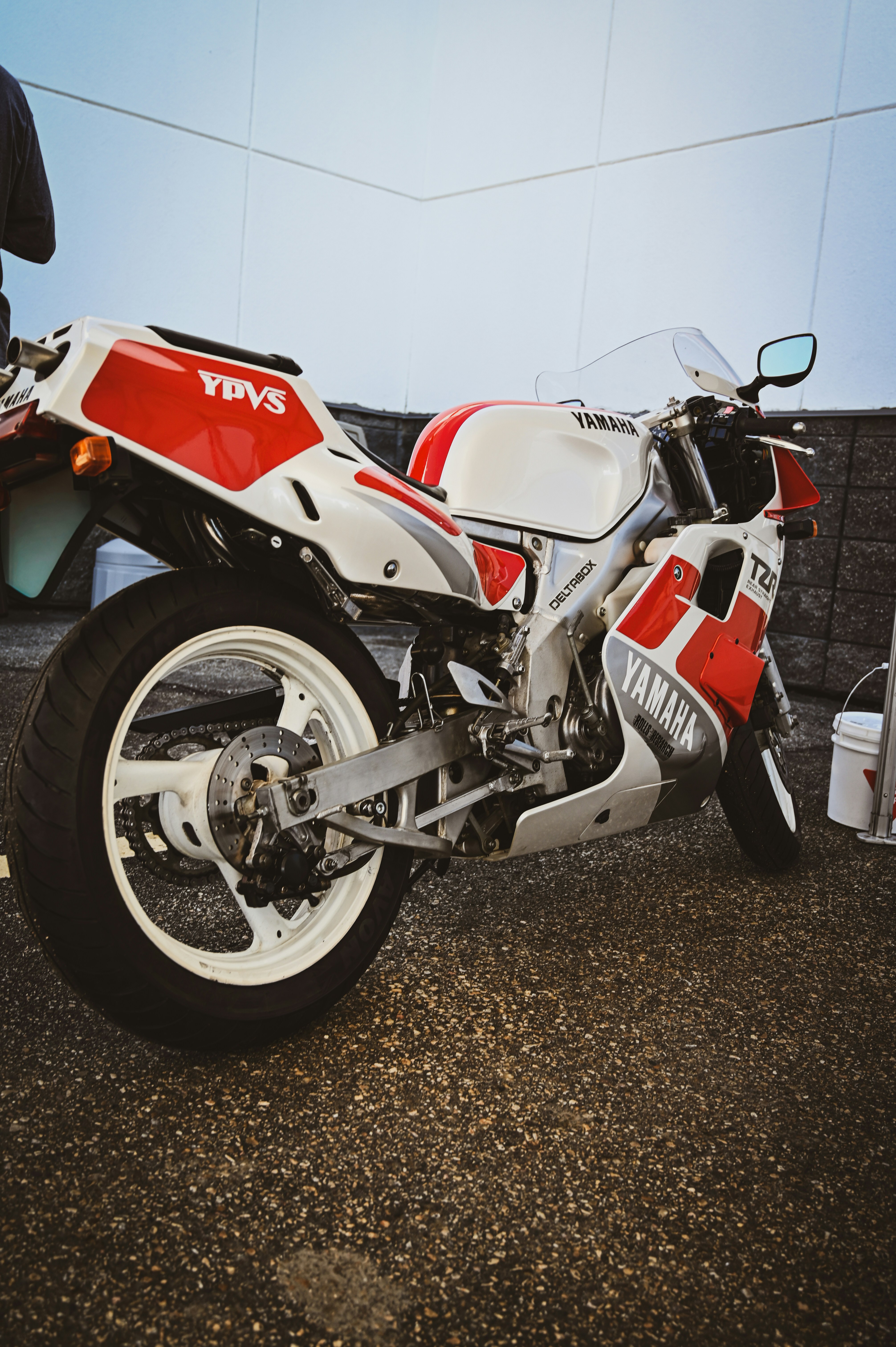 Yamaha Racing Steel: A Classic White-Red Spirit in the Pits