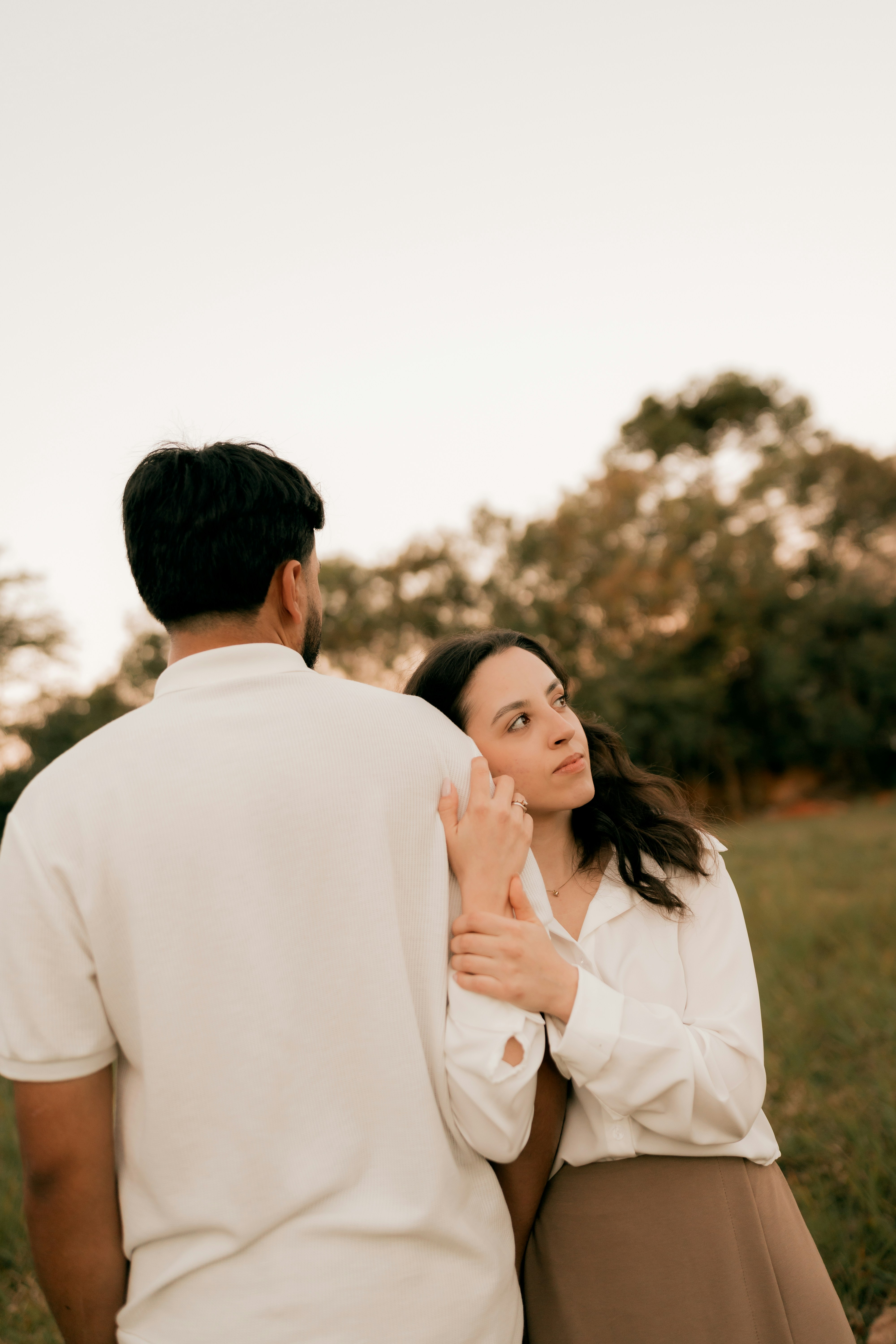 Quiet Trust: A Moment of Shelter in Evening Light