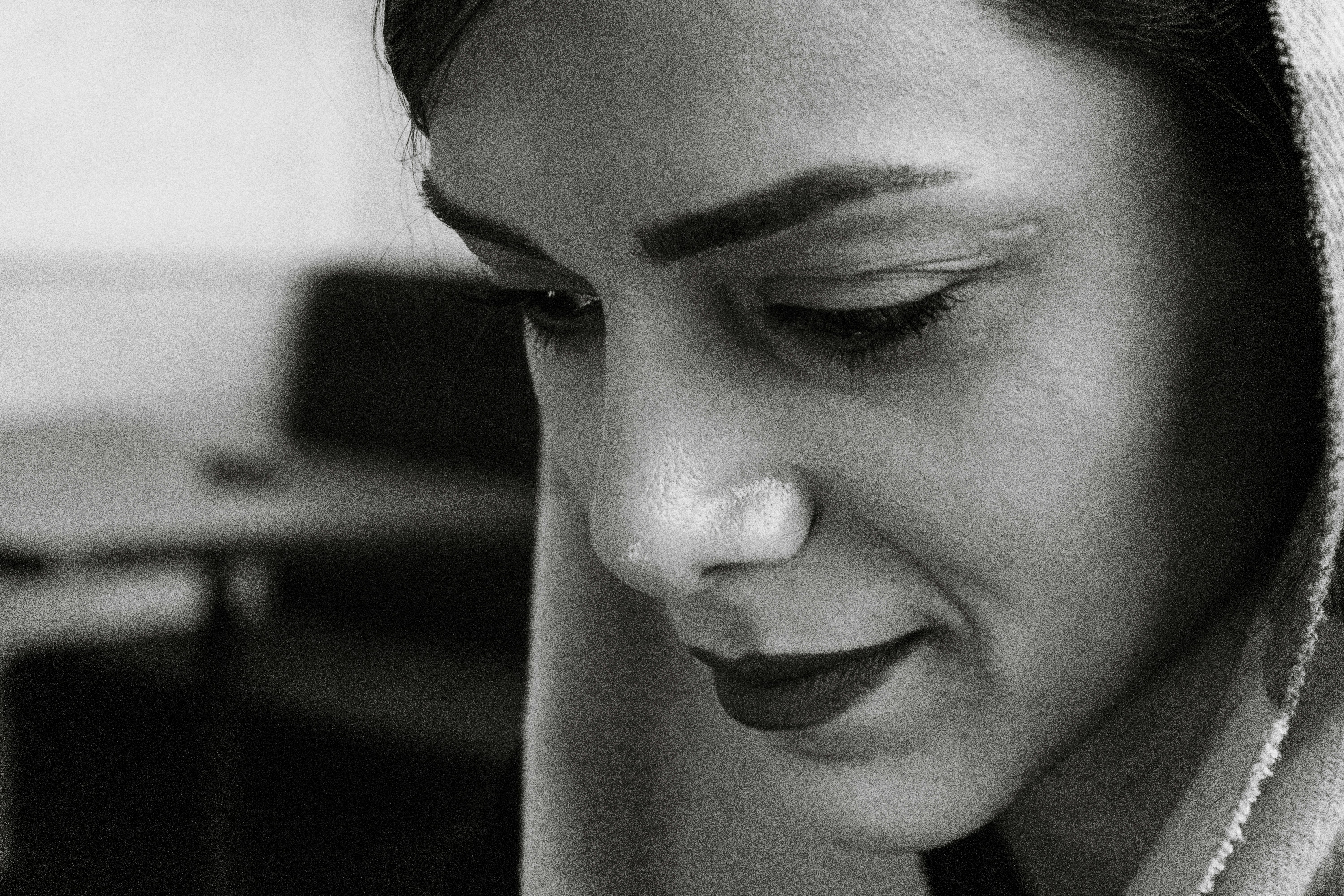 Soft Lines and Quiet Focus: A Portrait in Monochrome