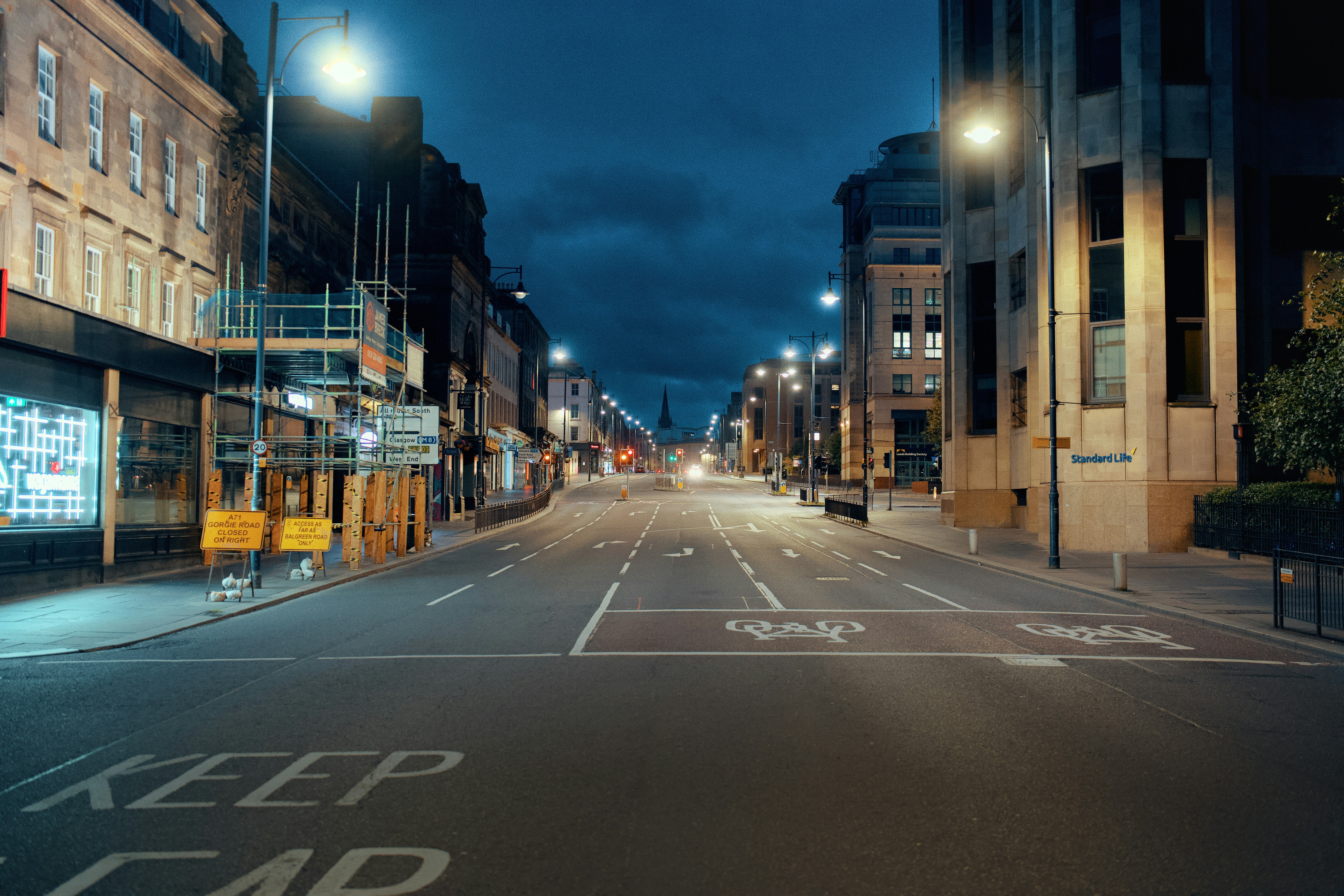Silent City Boulevard: Nightfall on an Empty Main Street