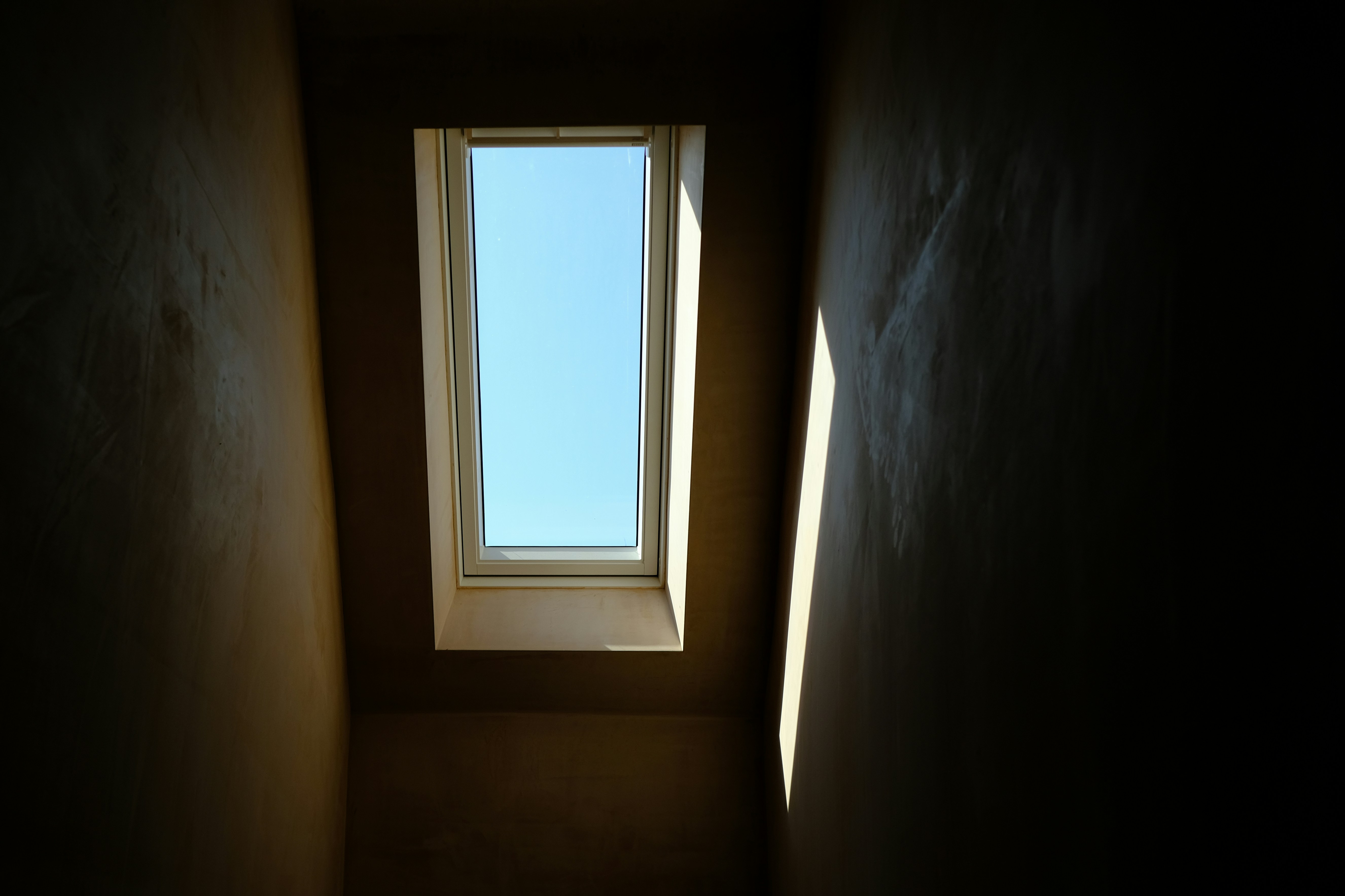 A Narrow Skyward Aperture