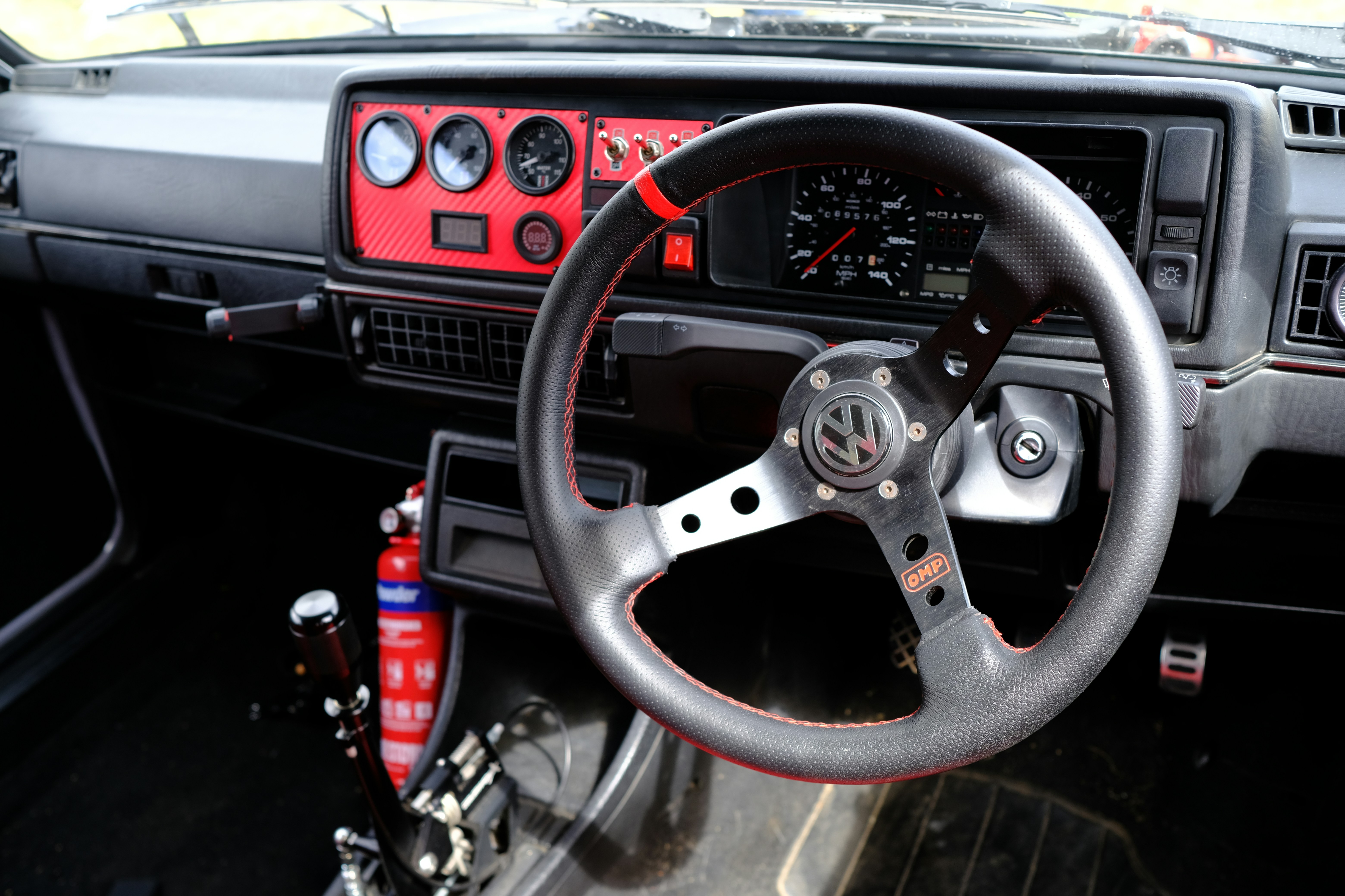 Steering Wheel Pulse: The Vintage Racing Cabin
