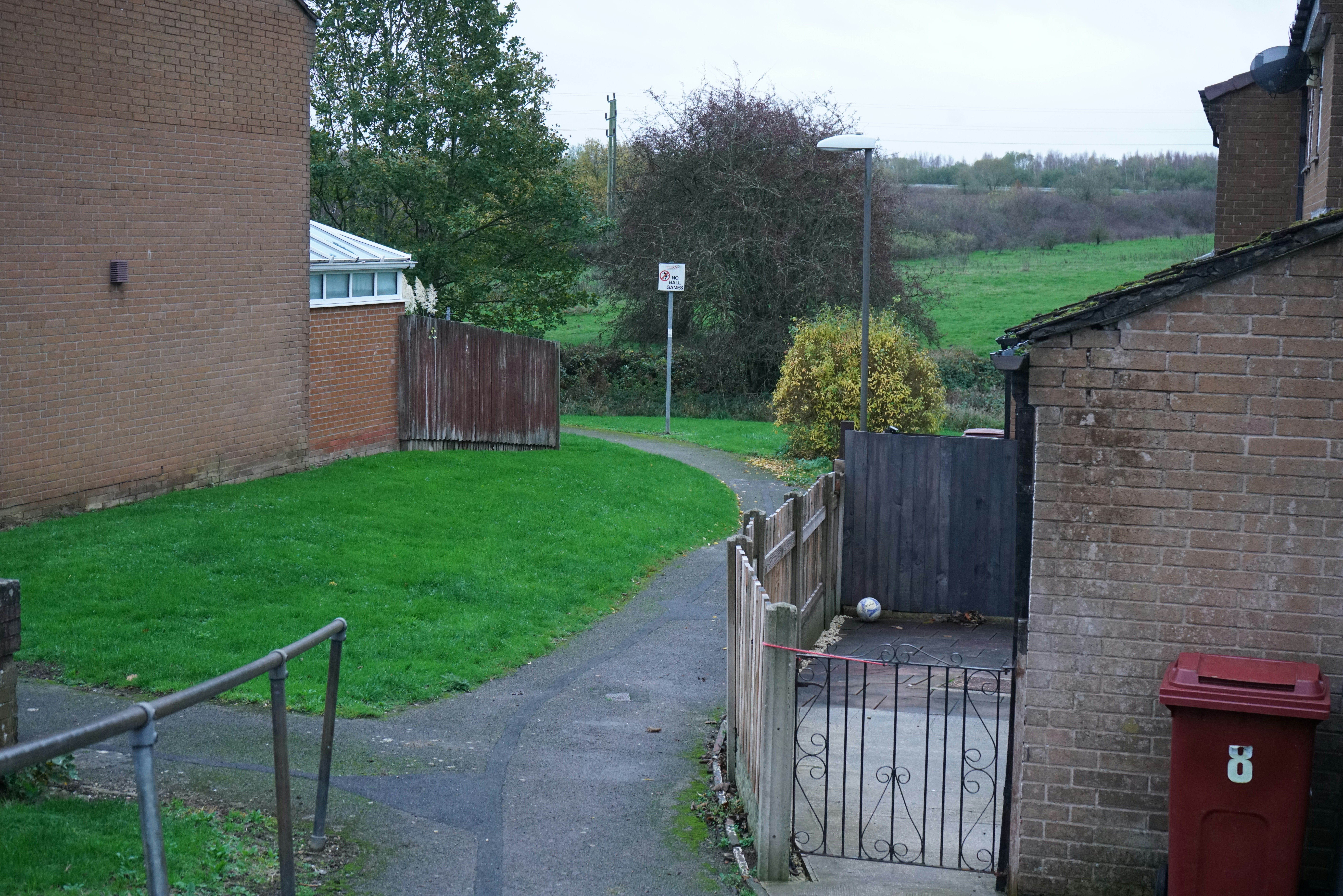 Curve Through the Quiet Path: Gateways to the Green Horizon