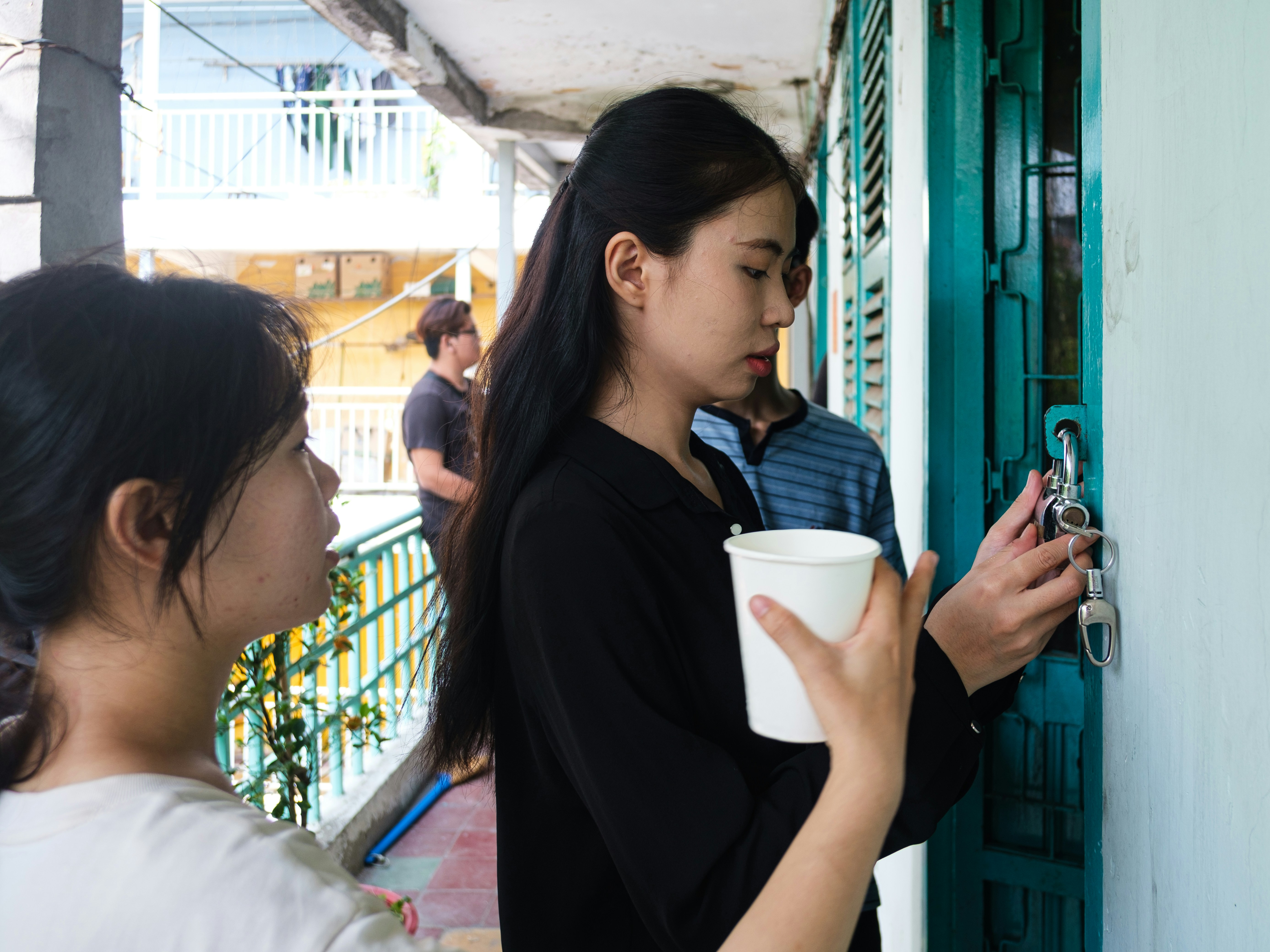 Doorstep Exchange: A Quiet Moment at the Locks