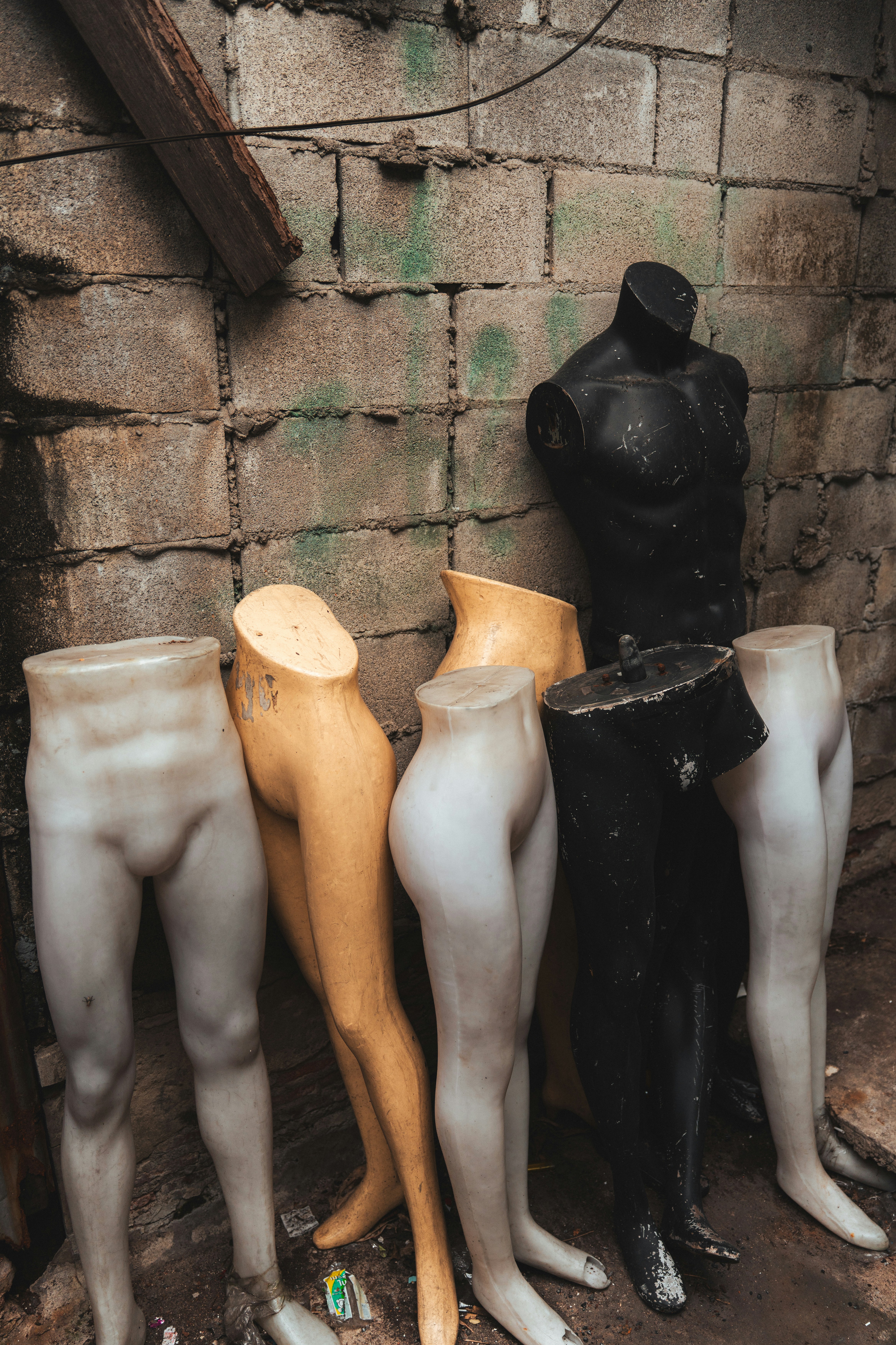 Mannequin Choir of the Abandoned Wall