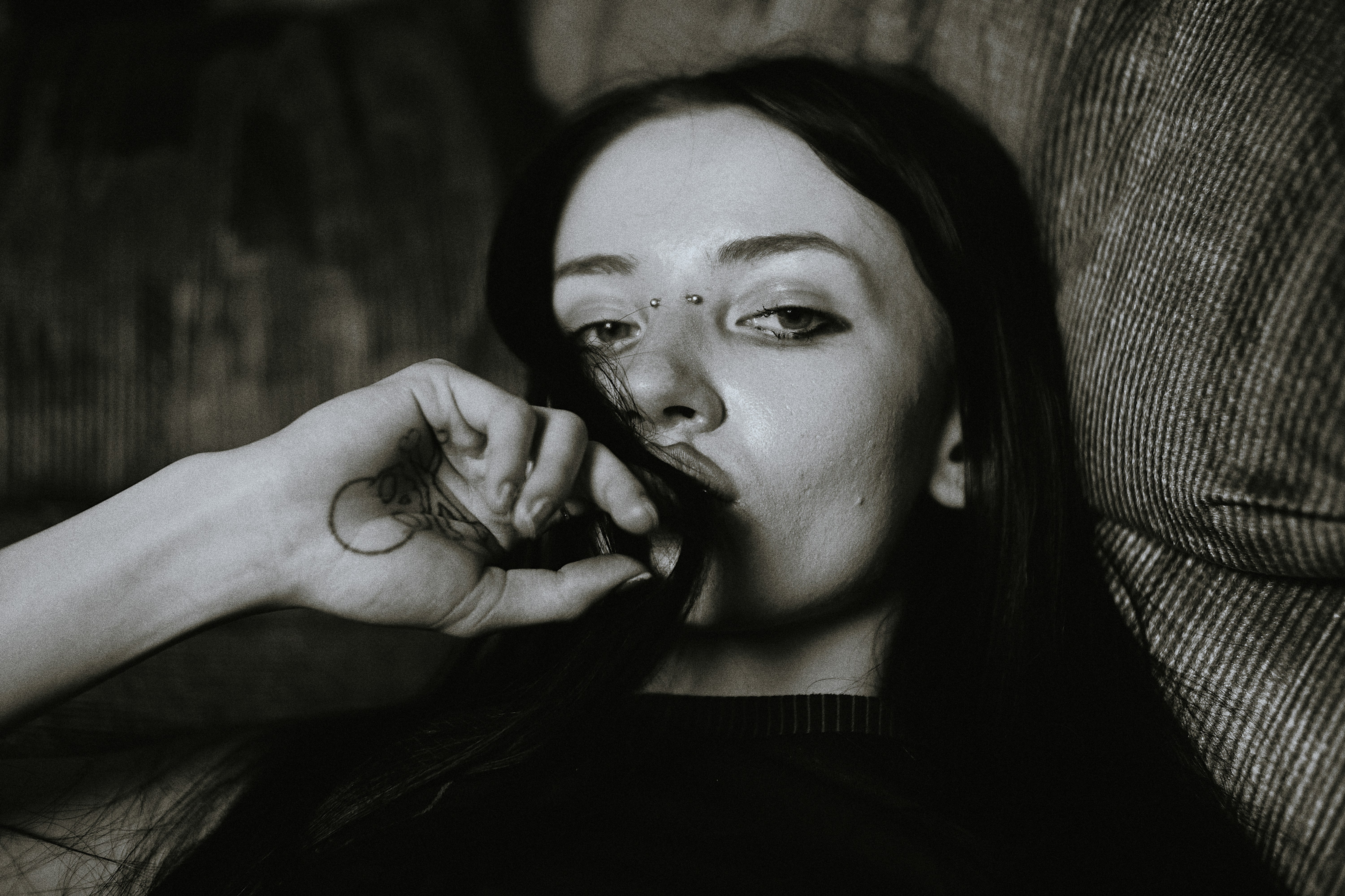 Midnight Quiet: A Vein of Intensity in the Subtle Gaze