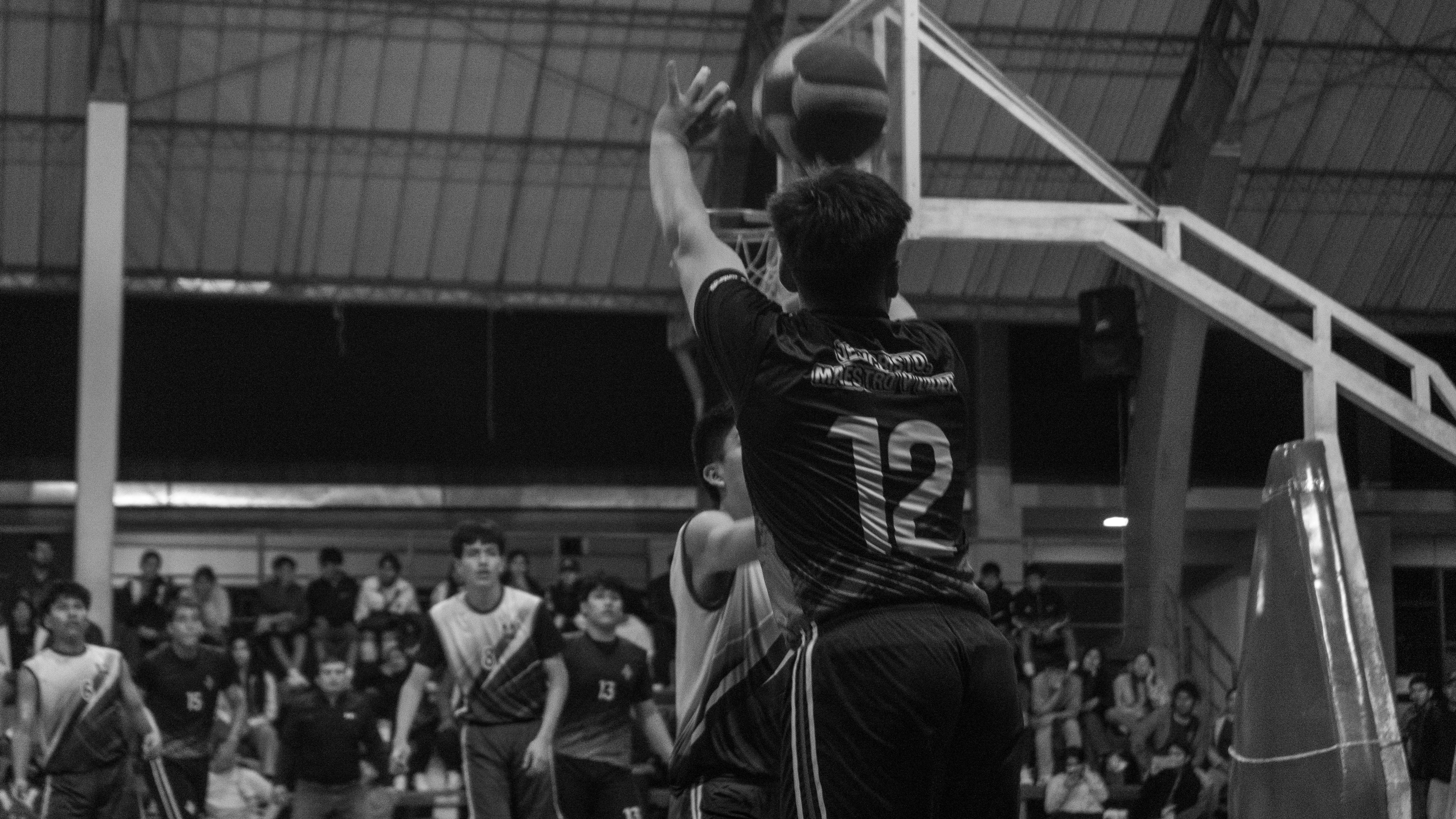 Jump Shot in the Indoor Court