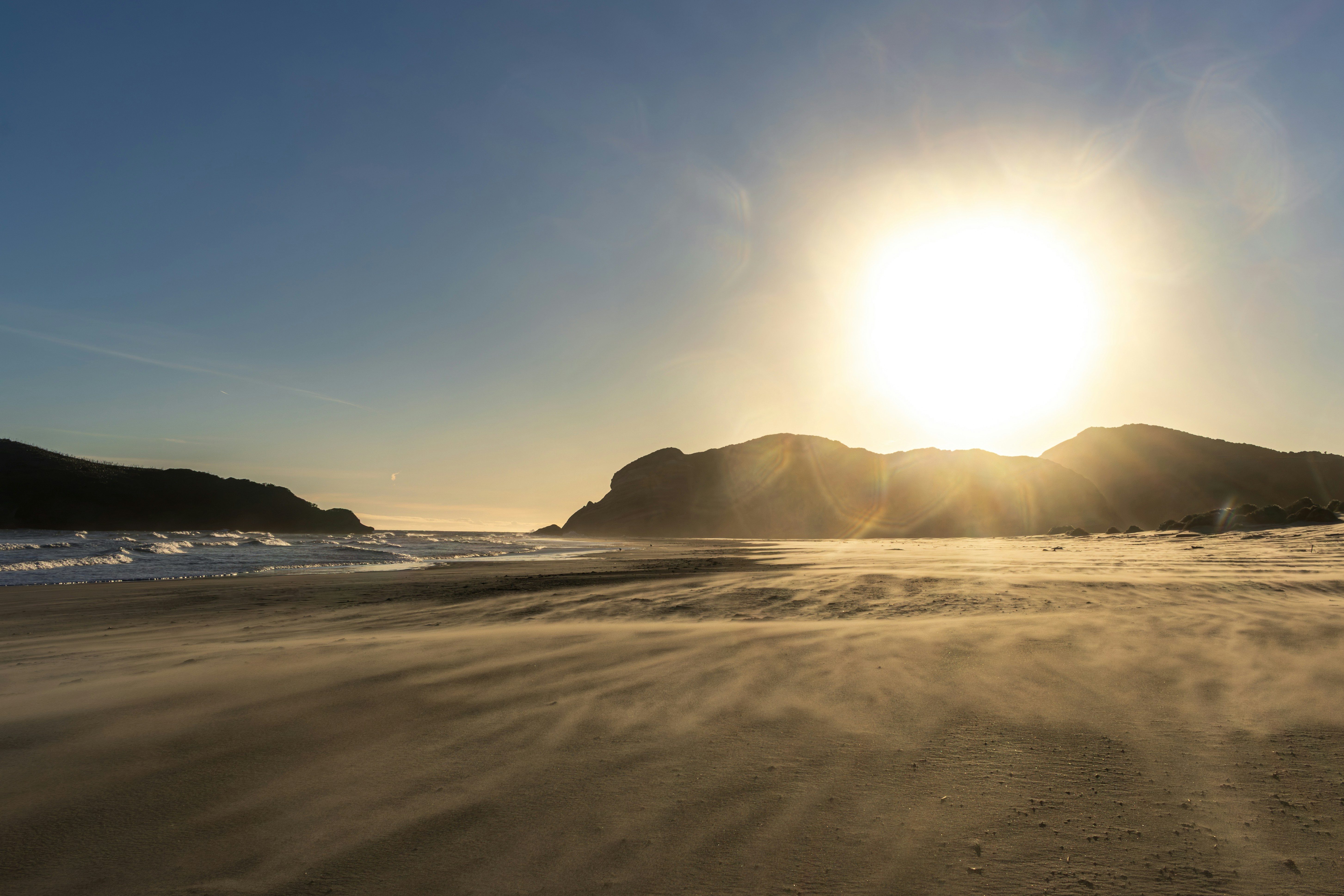Sunlit S Curve: Tide-Forbidden Shoreline Under Low Tide