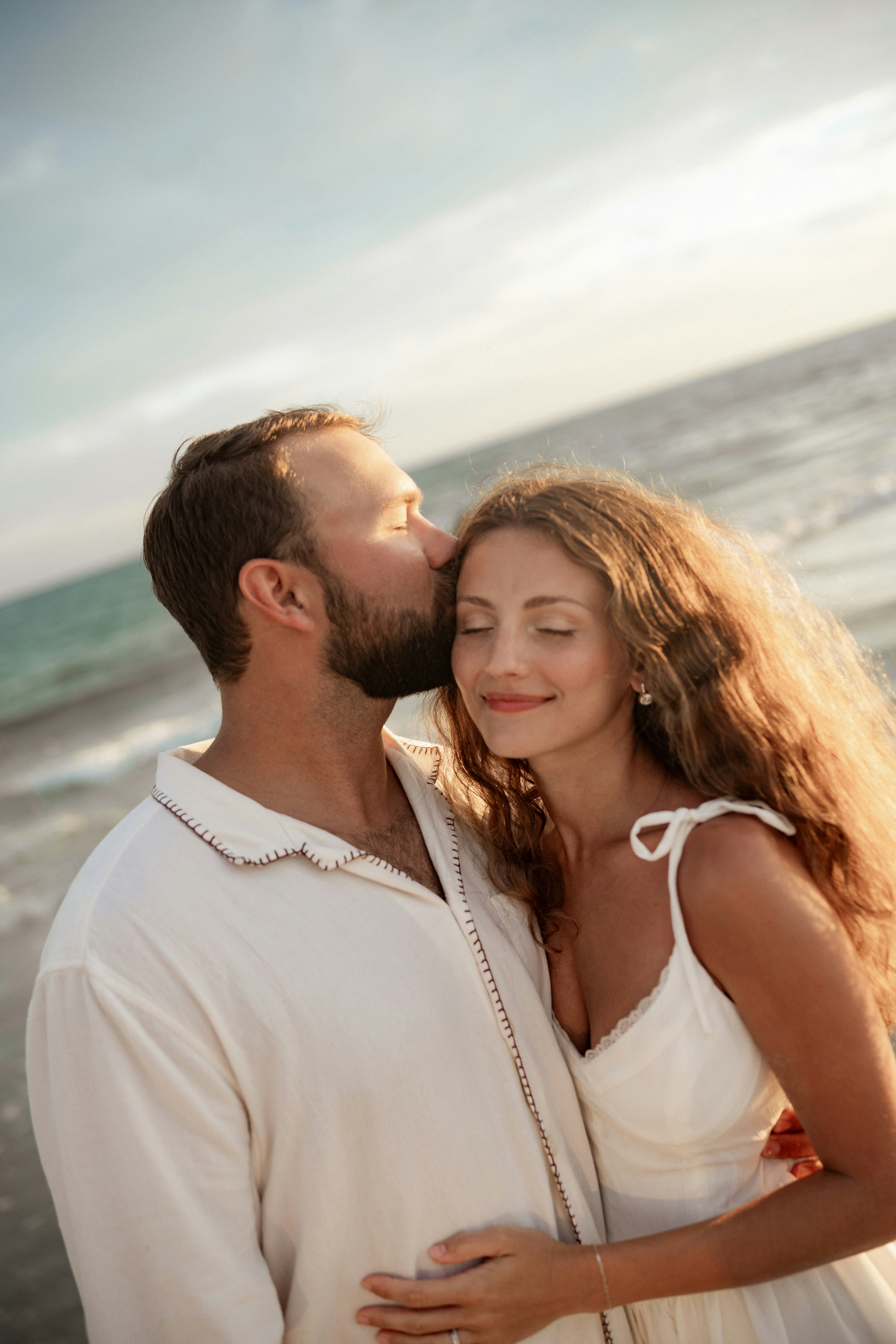 Gentle Kiss by the Sea: A Moment of Quiet Happiness