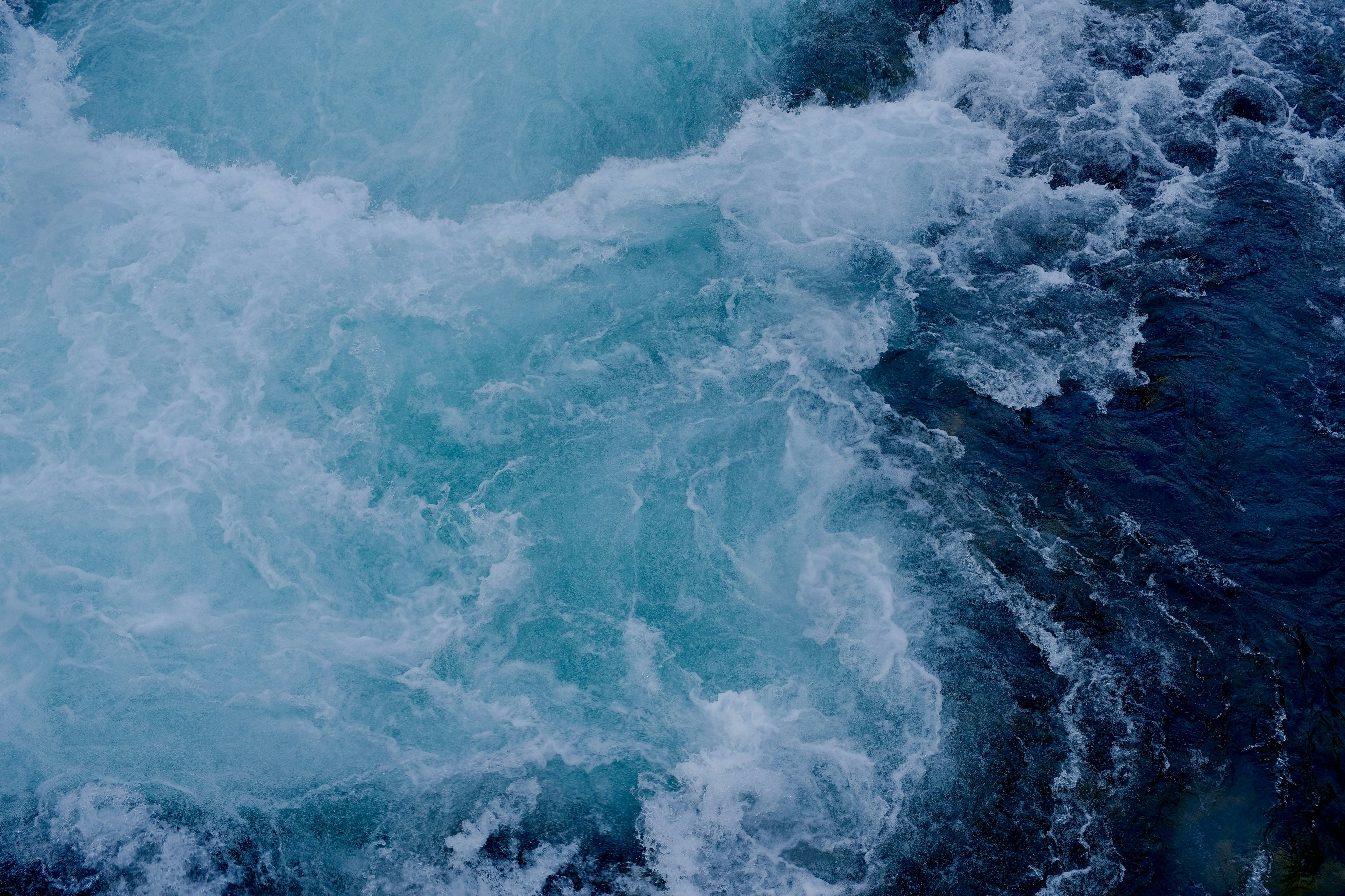 Curved Crest: A Shot of Turquoise Whitewash