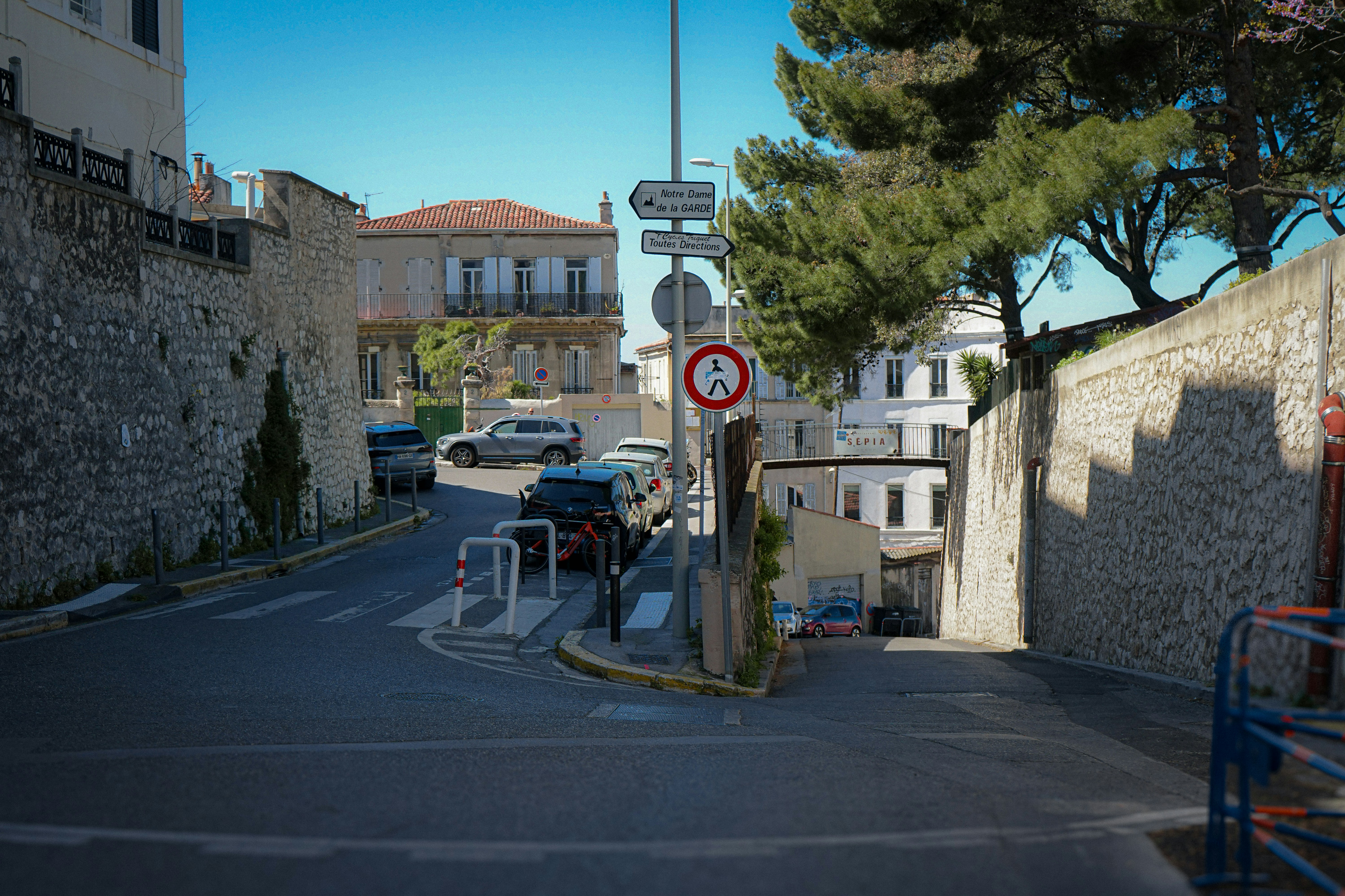 Photo by Henry Möllers with Sony Alpha 7