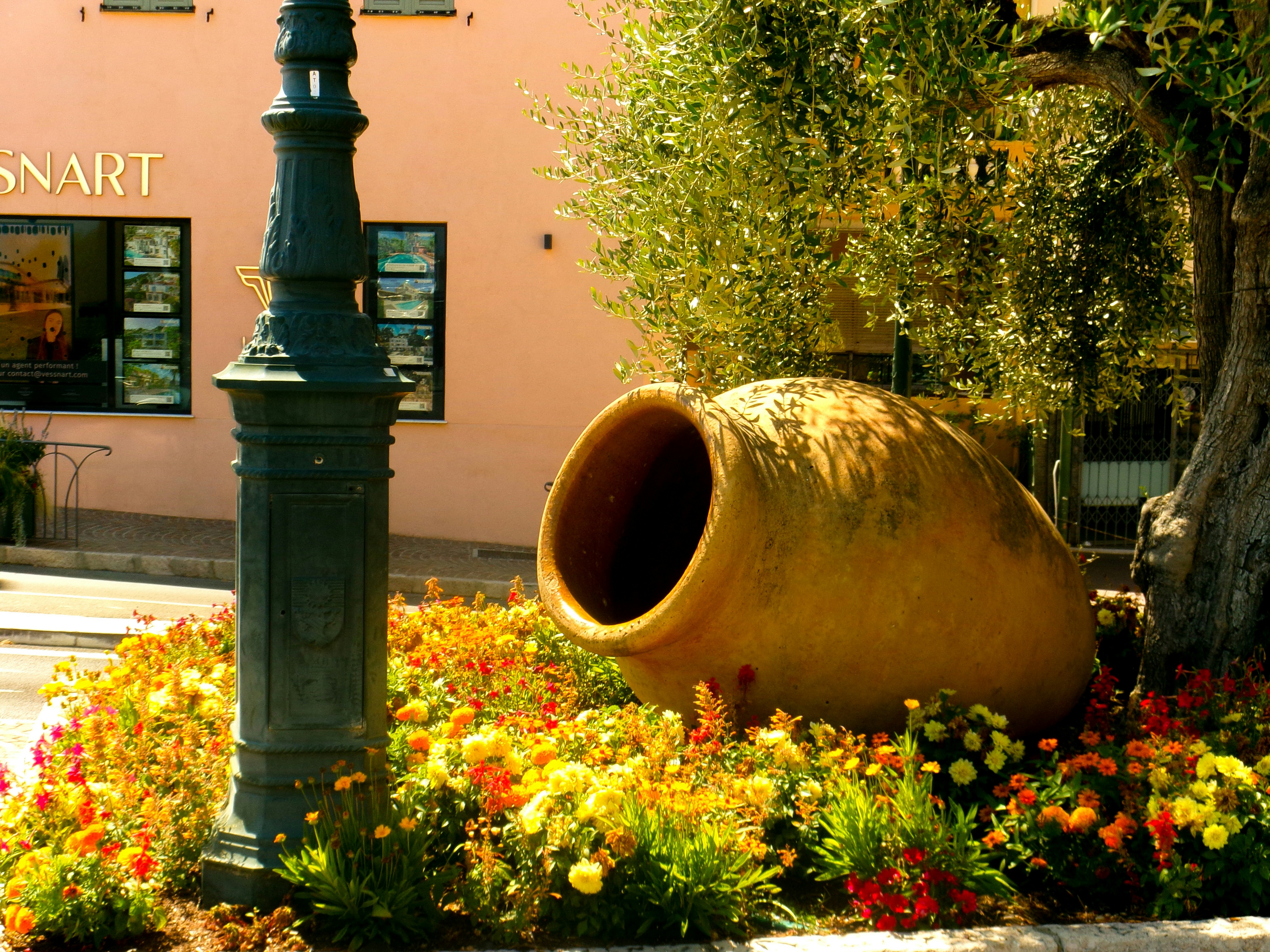 Terracotta Vault in a Colorful Courtyard