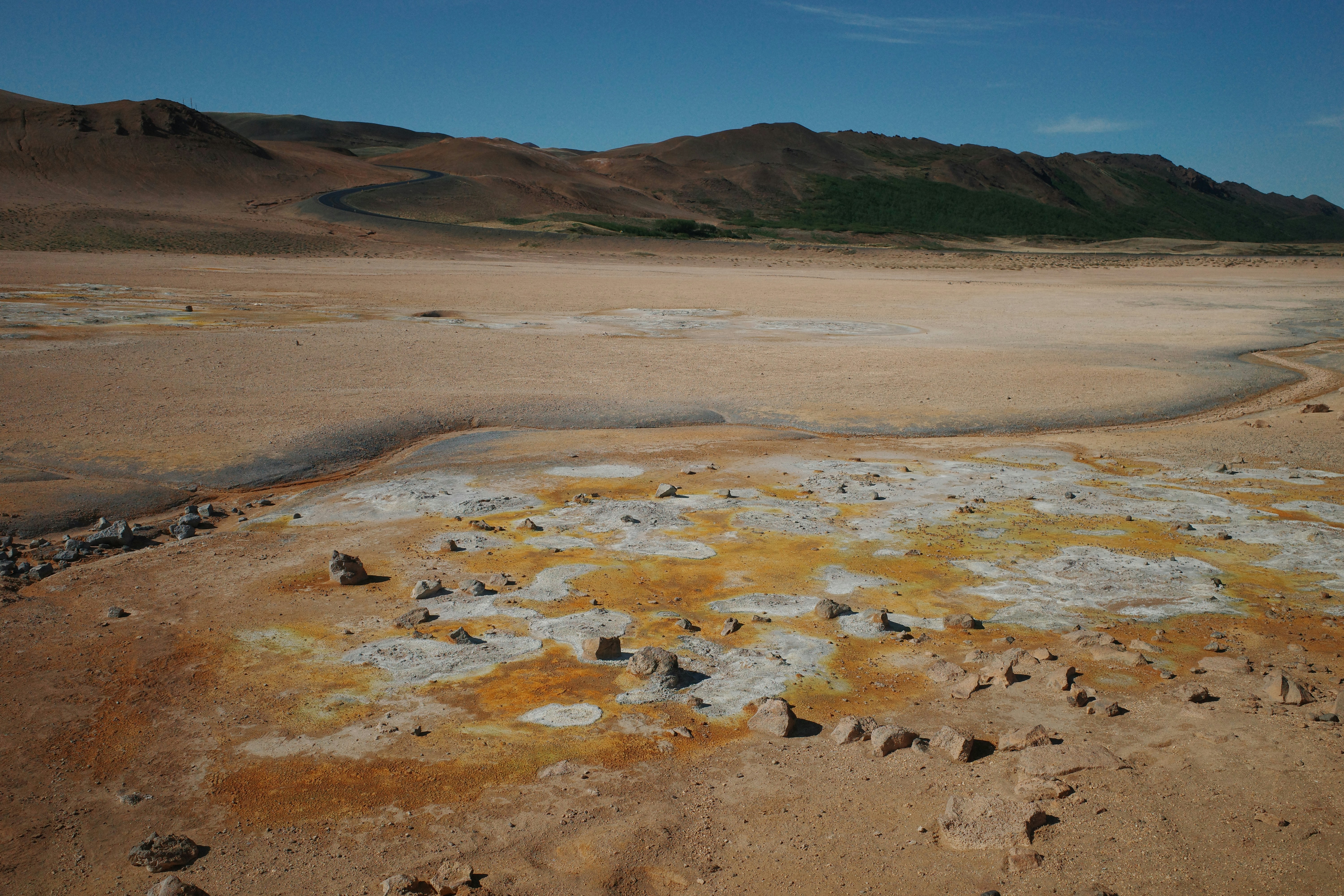 Deserted Thermal Flats Beneath a Clear Skyline