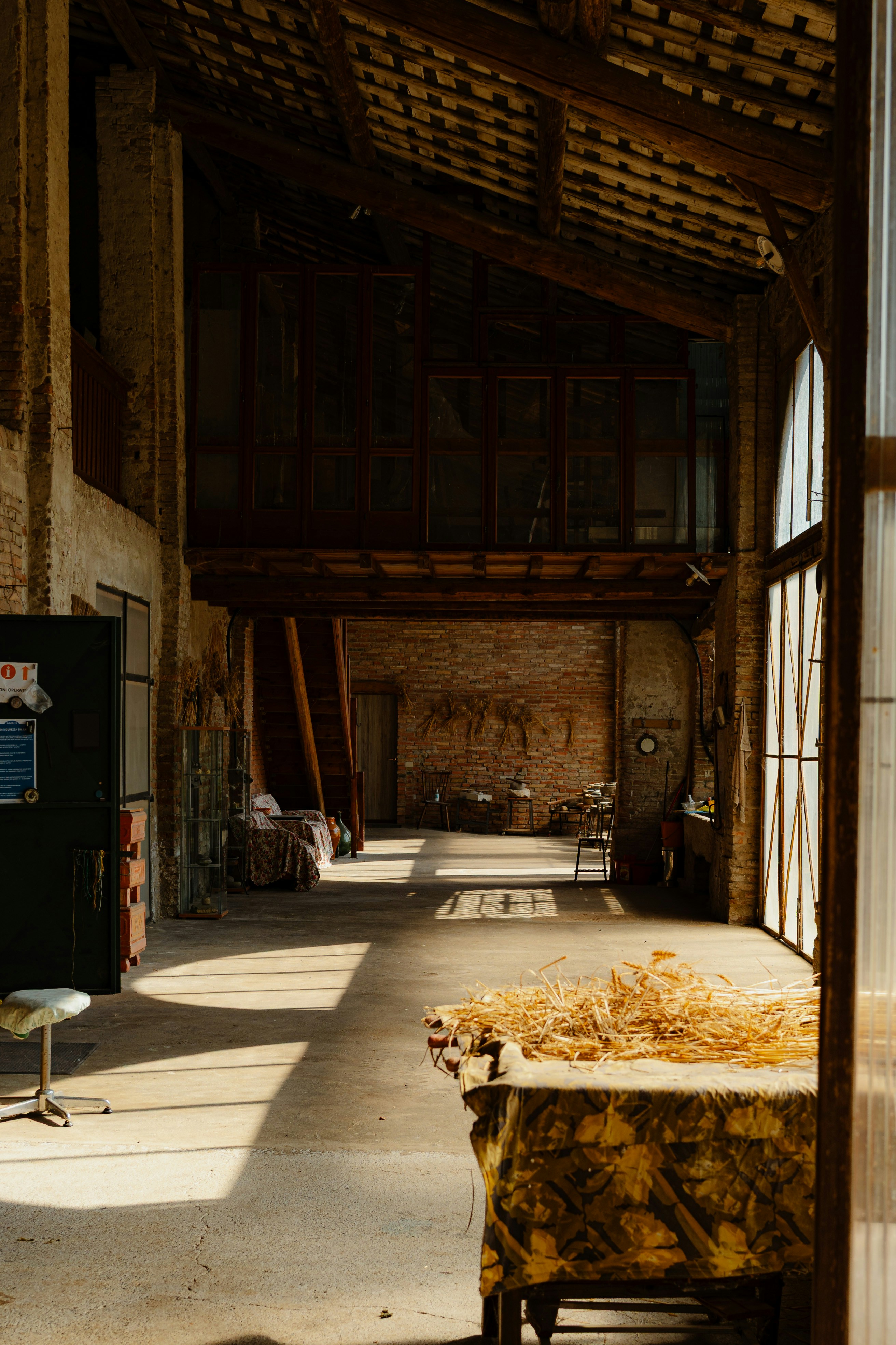 Sunlit Gallery Interior: Echoes of a Forgotten Workshop