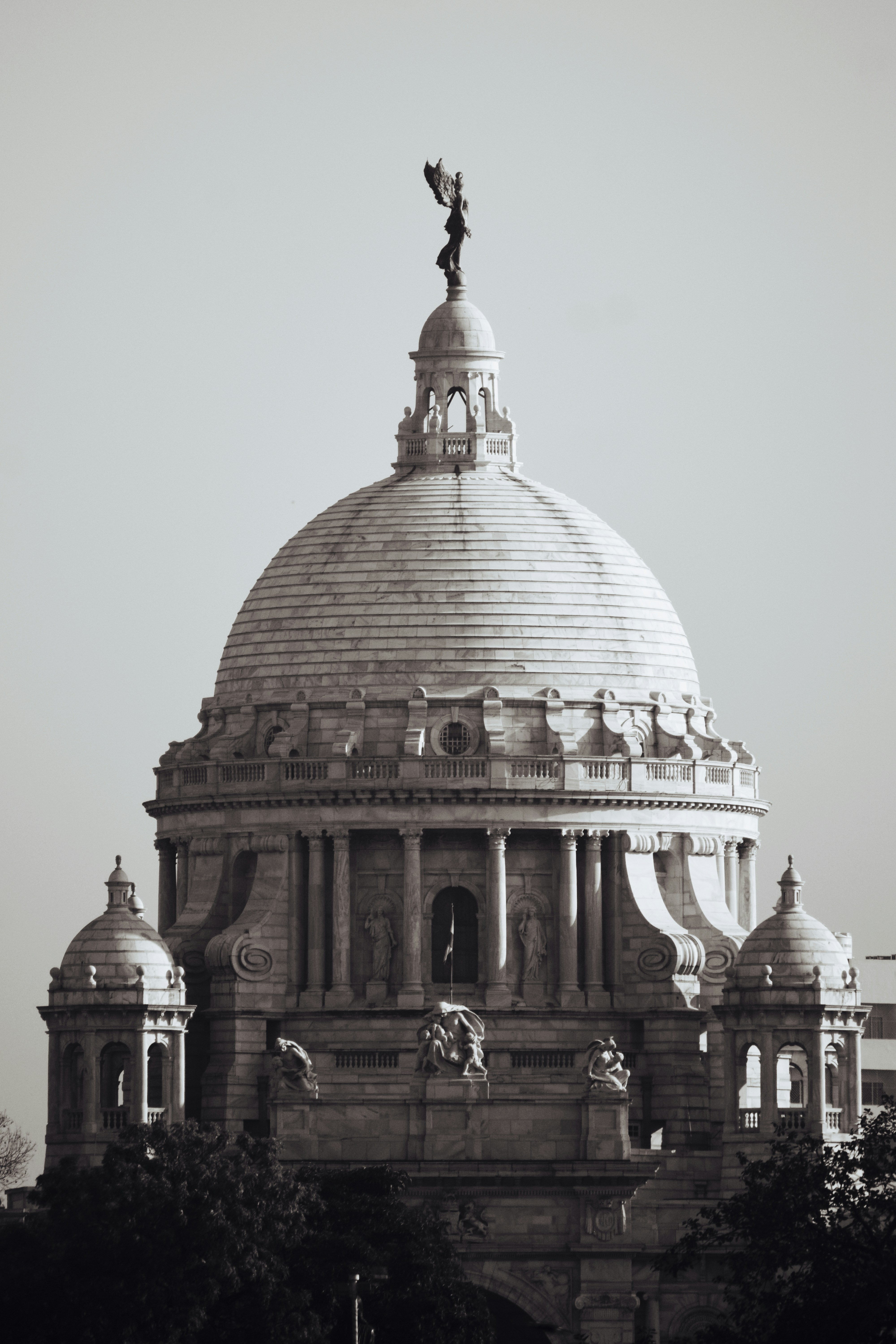Dome of the City: Monumental Silhouette Under Quiet Skies