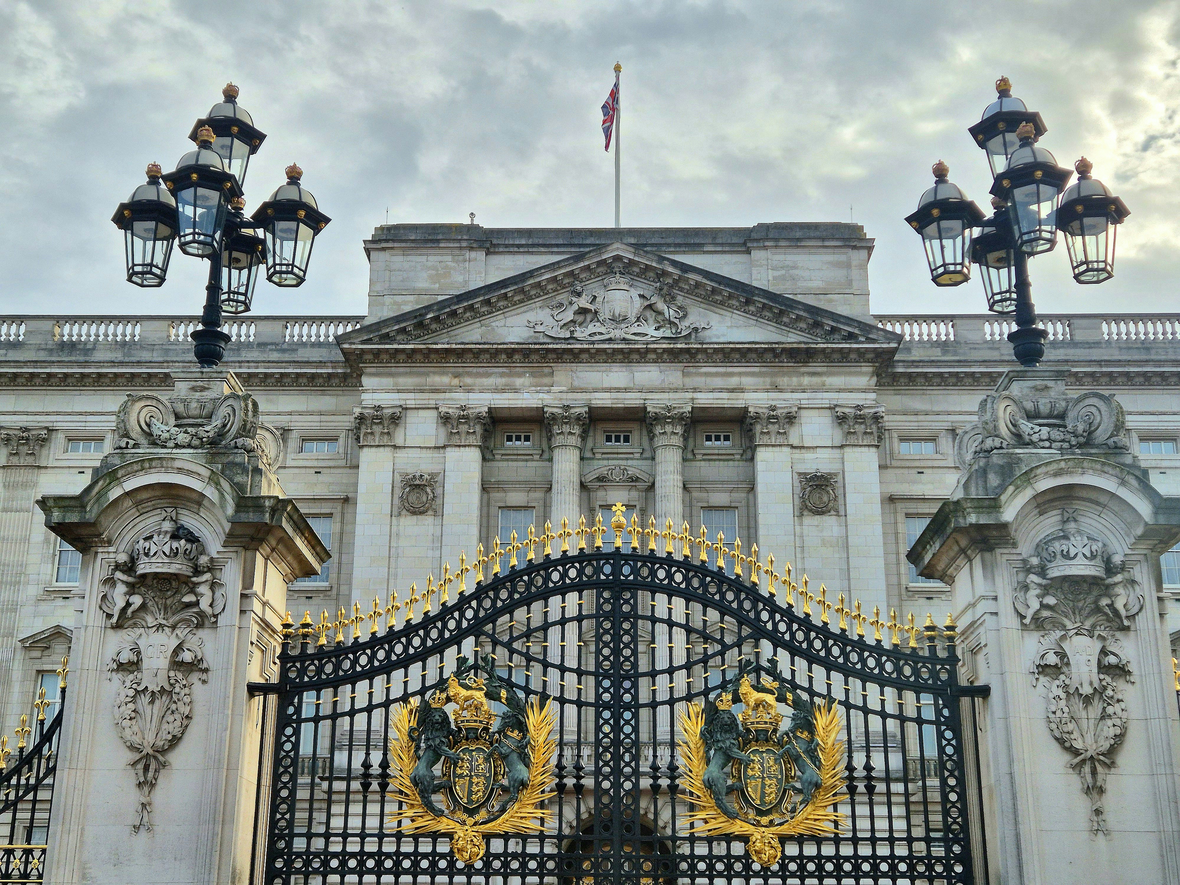 Golden Gatekeeper: An Ornate Court of Stone